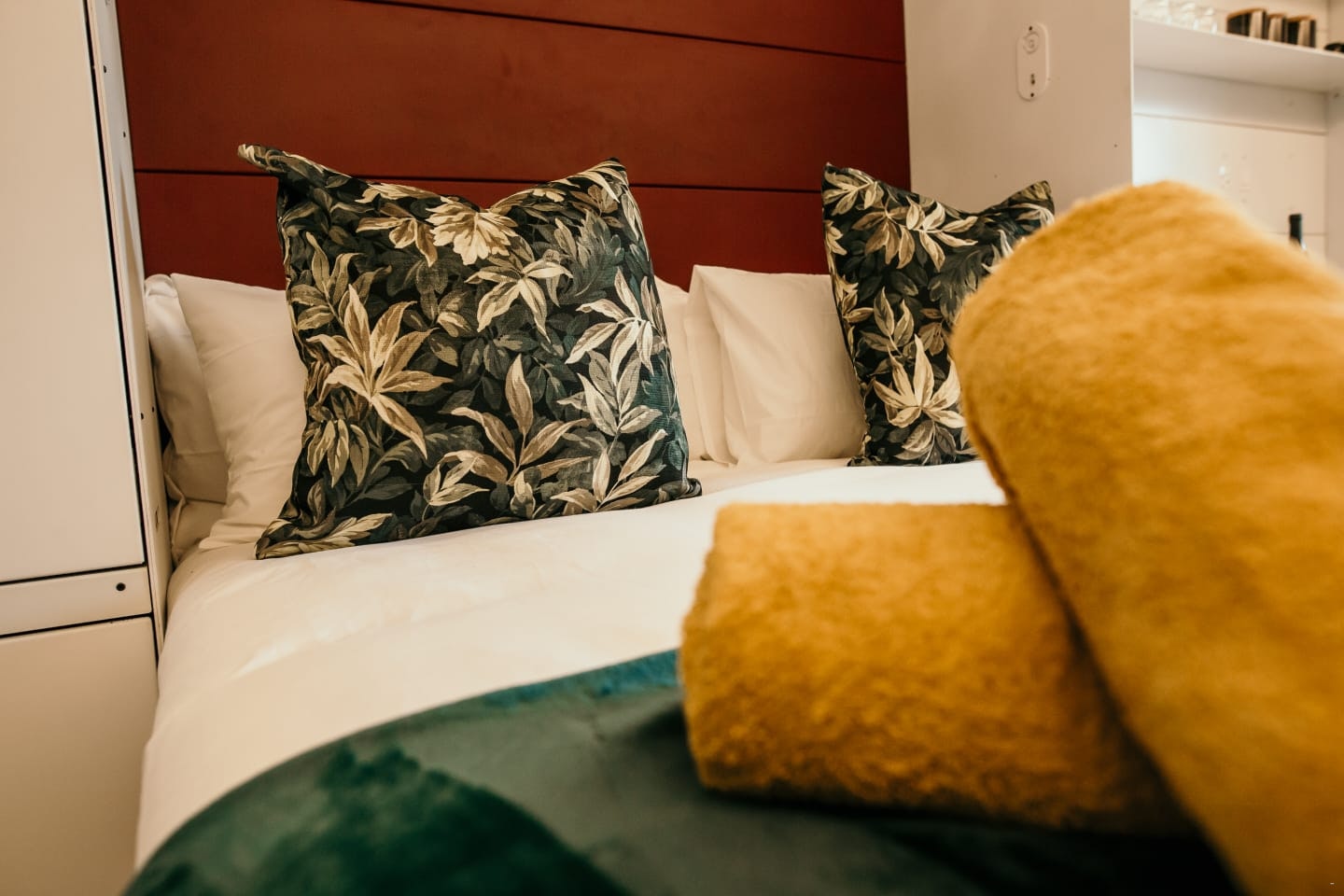 Uxolo 2 | LekkeSlaap