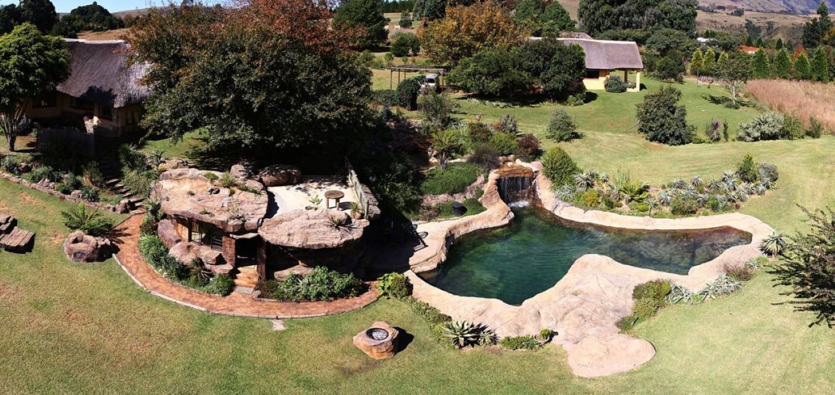 Inkunzi Cave | Rooms