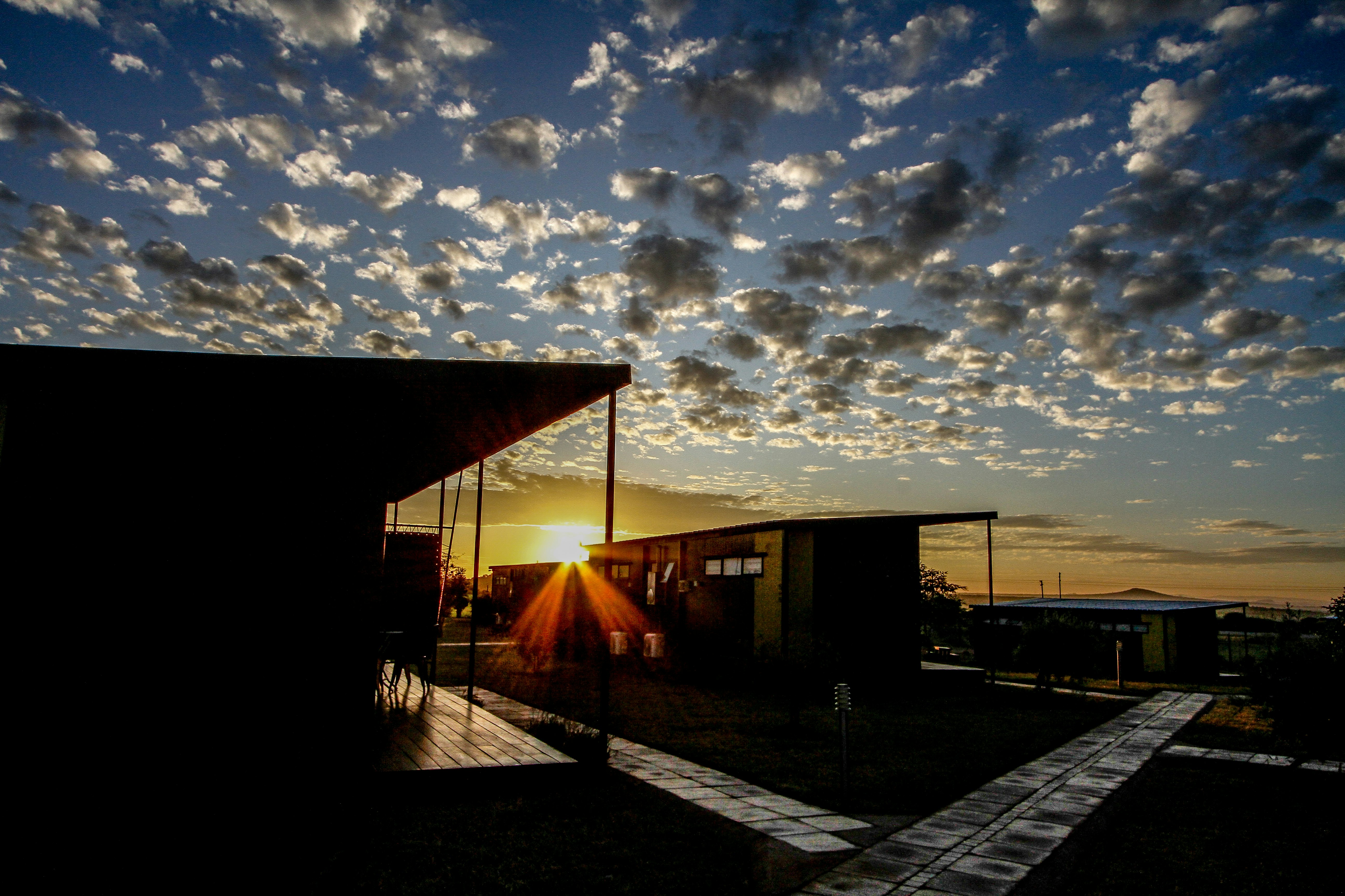 Accommodation near Botlokwa Hospital | LekkeSlaap