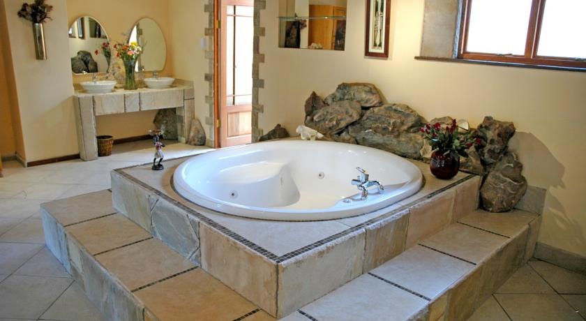 French Lodge International | LekkeSlaap