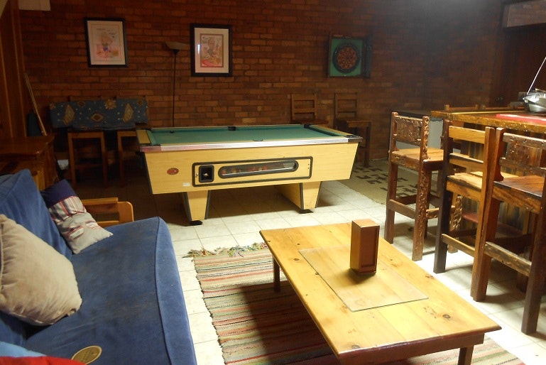 Isigidi Beach House | LekkeSlaap