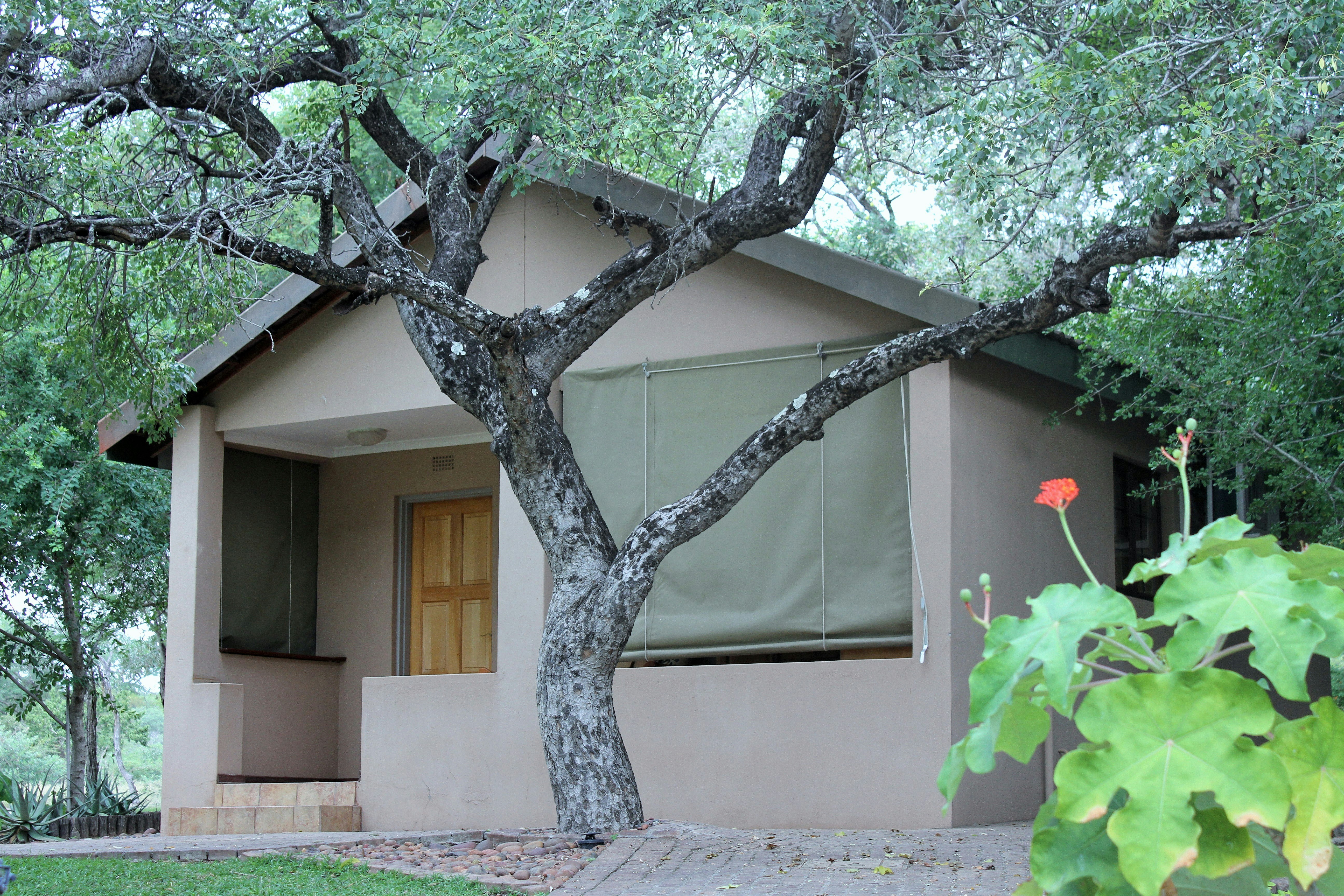 Chama Game Lodge | LekkeSlaap