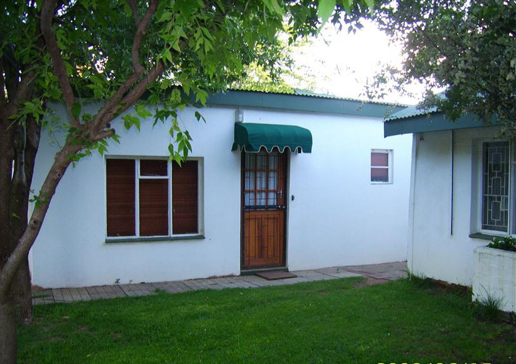 Plaas Cottages | LekkeSlaap