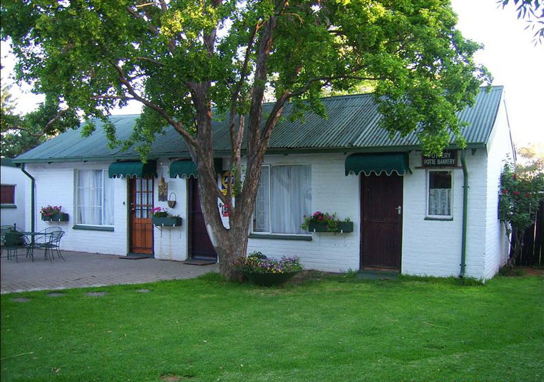 Plaas Cottages | LekkeSlaap