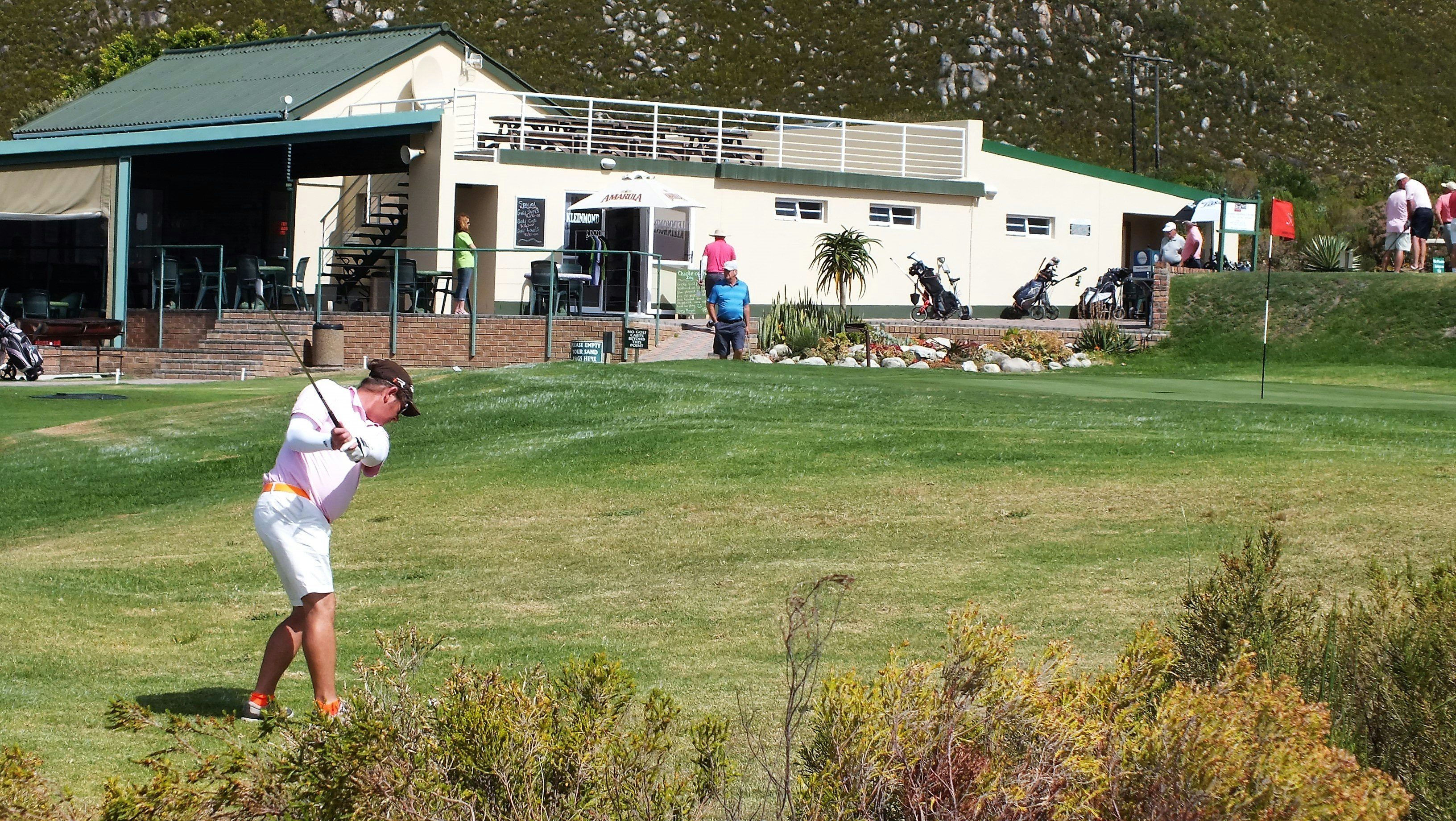 Kleinmond Panorama Holidays | LekkeSlaap