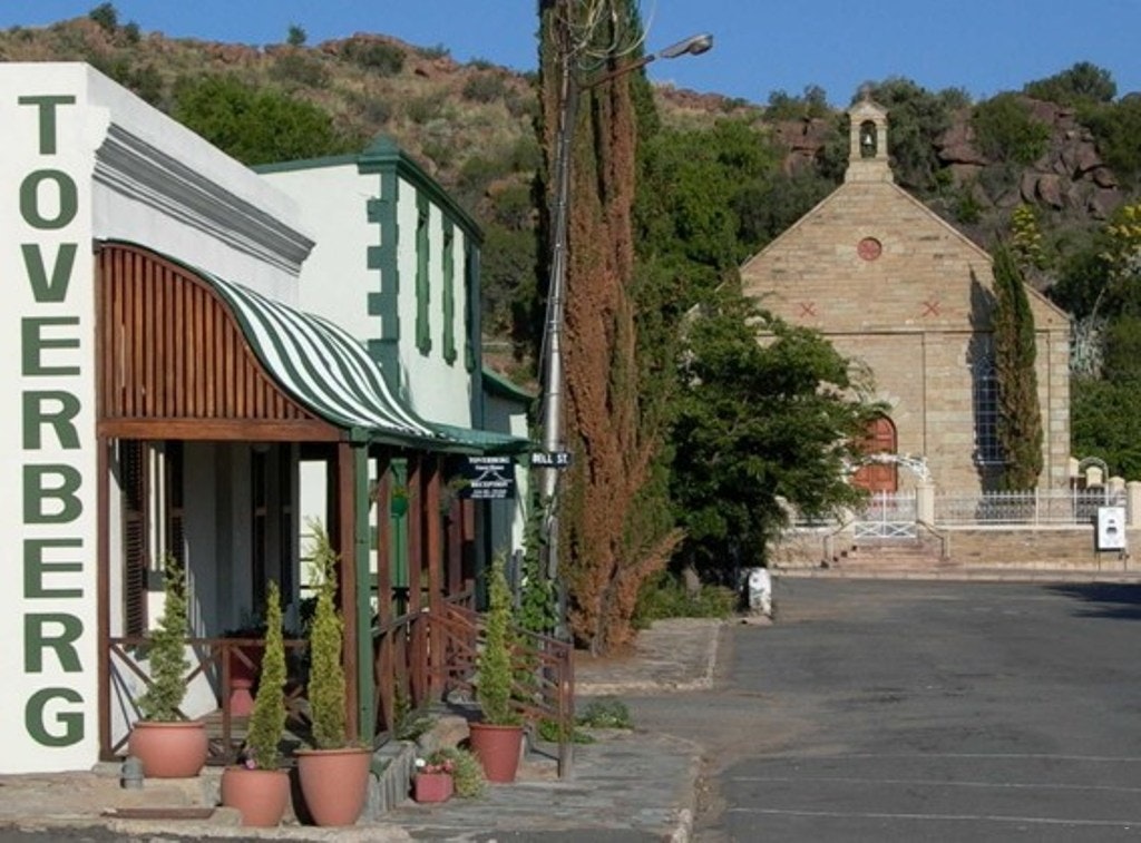 Colesberg Accommodation - LekkeSlaap