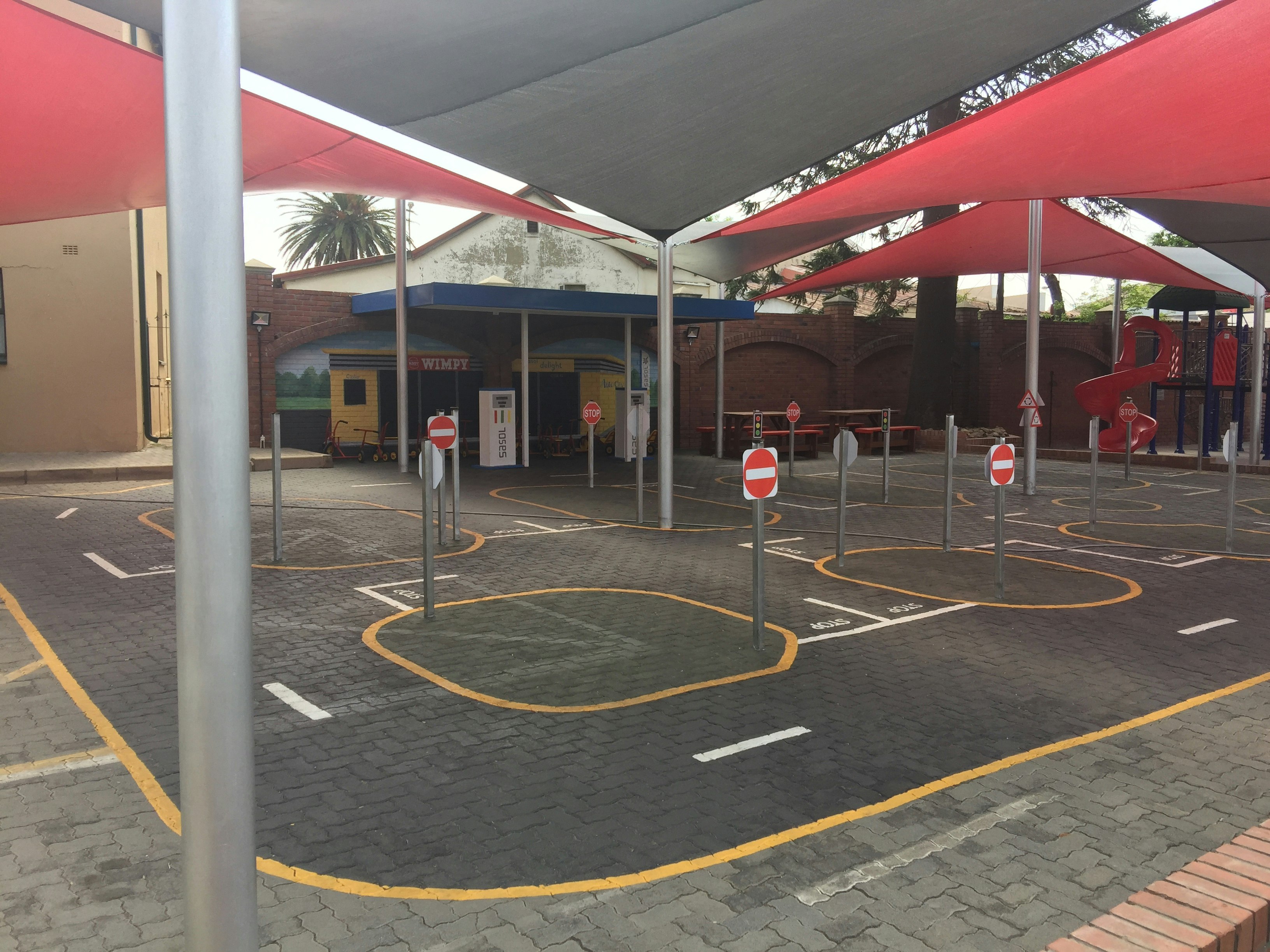 Nigel Goldfields Lodge and Conference Centre | LekkeSlaap
