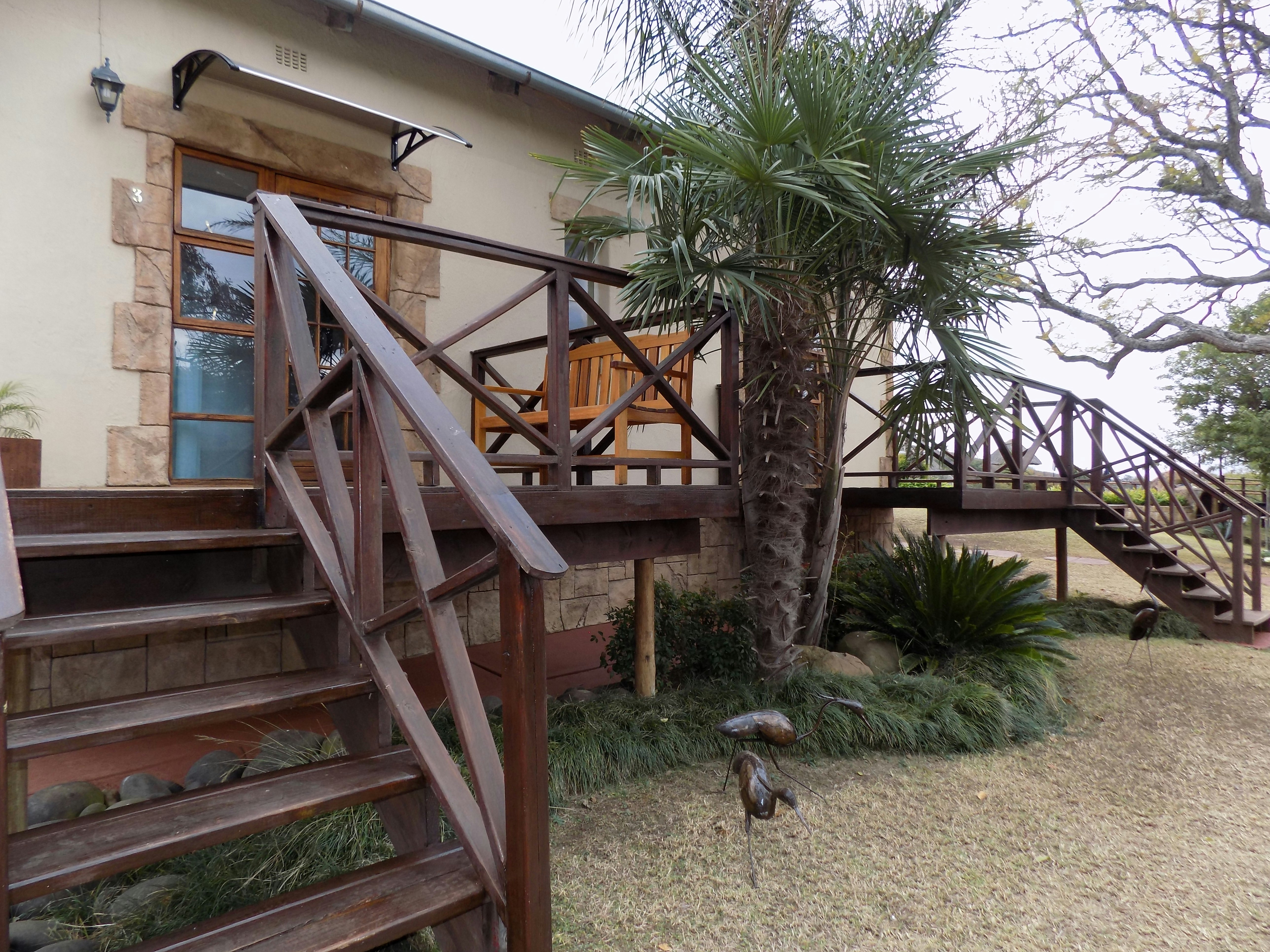 Indabushe Eco Lodge | LekkeSlaap