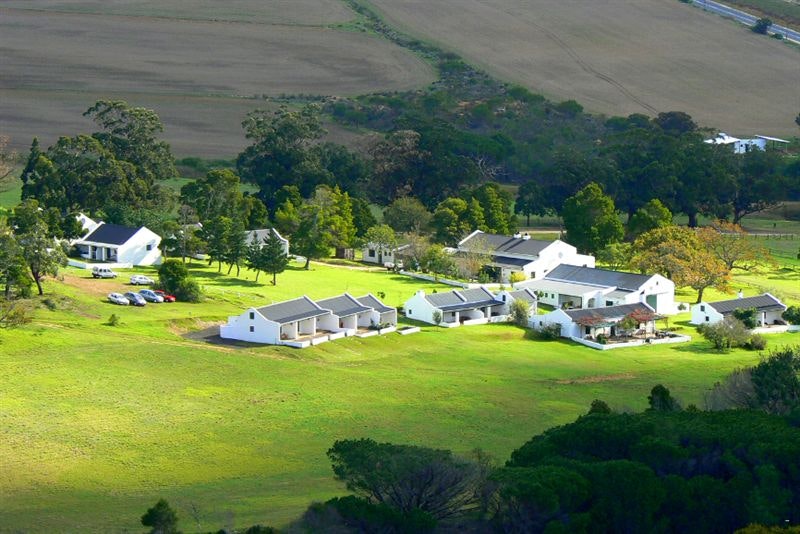 Stanford Valley Country Lodge | LekkeSlaap