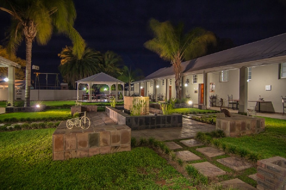 Ou Skool Guest House | LekkeSlaap