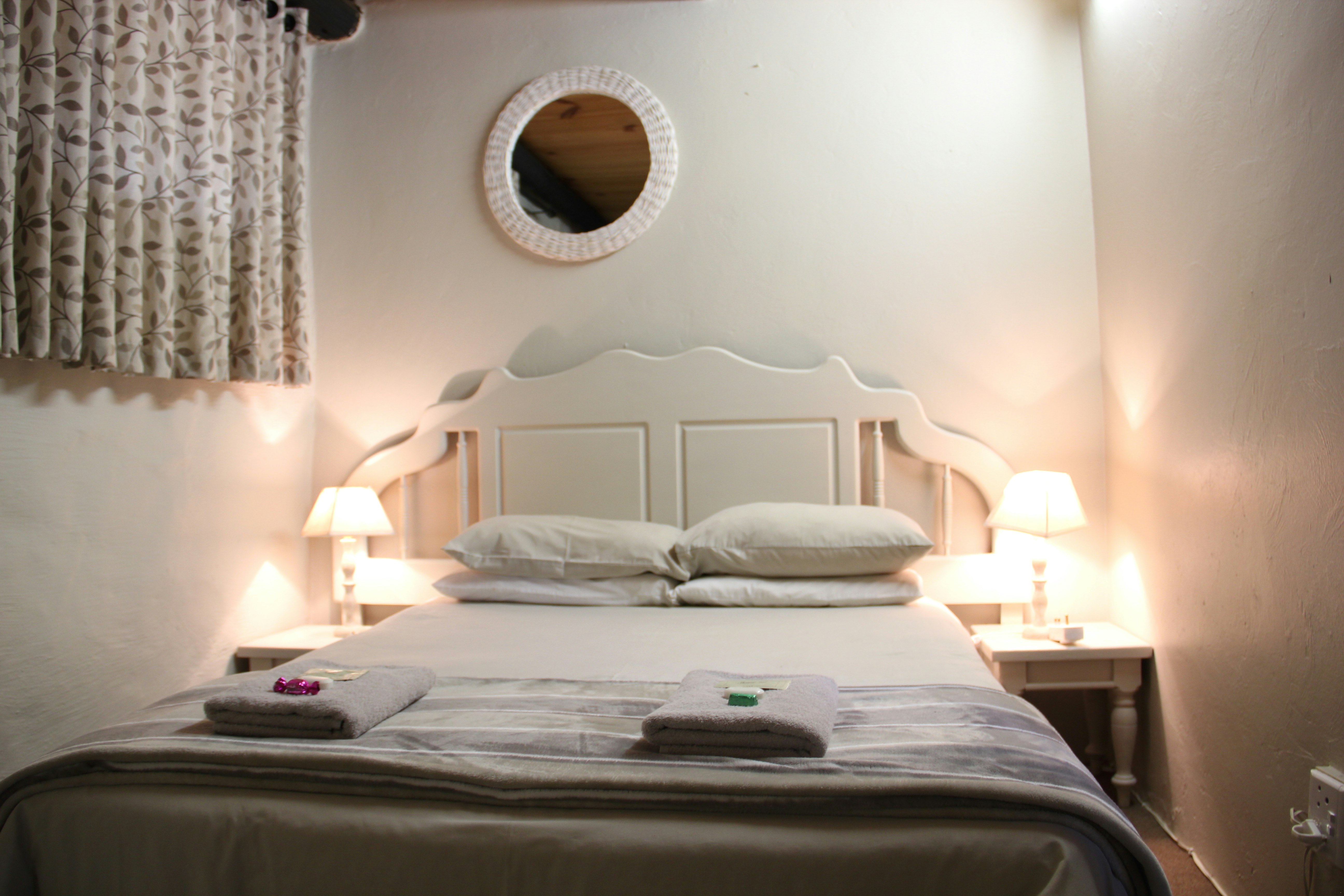 BassFeather Country Lodge | LekkeSlaap