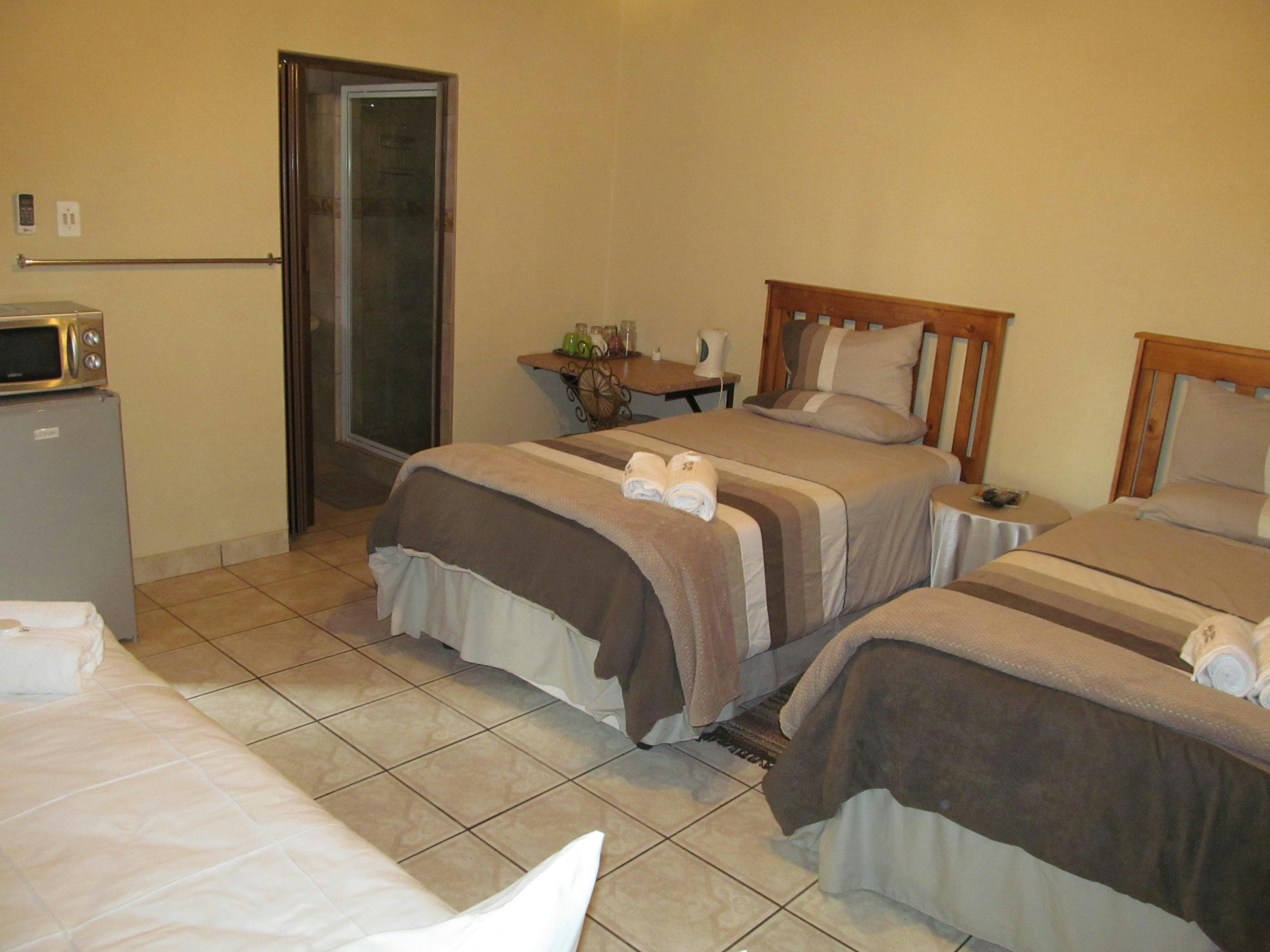 Hoeka Toeka Guest House | LekkeSlaap