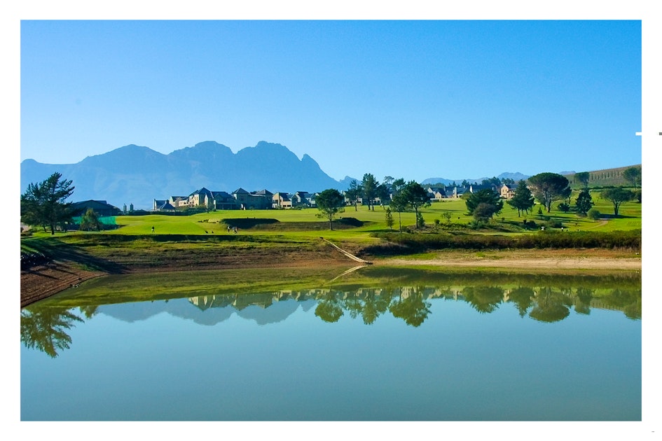 Devonvale Golf & Wine Estate | LekkeSlaap