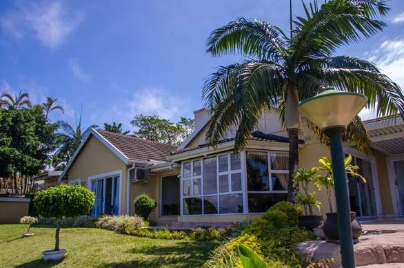 Addis Guest House | LekkeSlaap