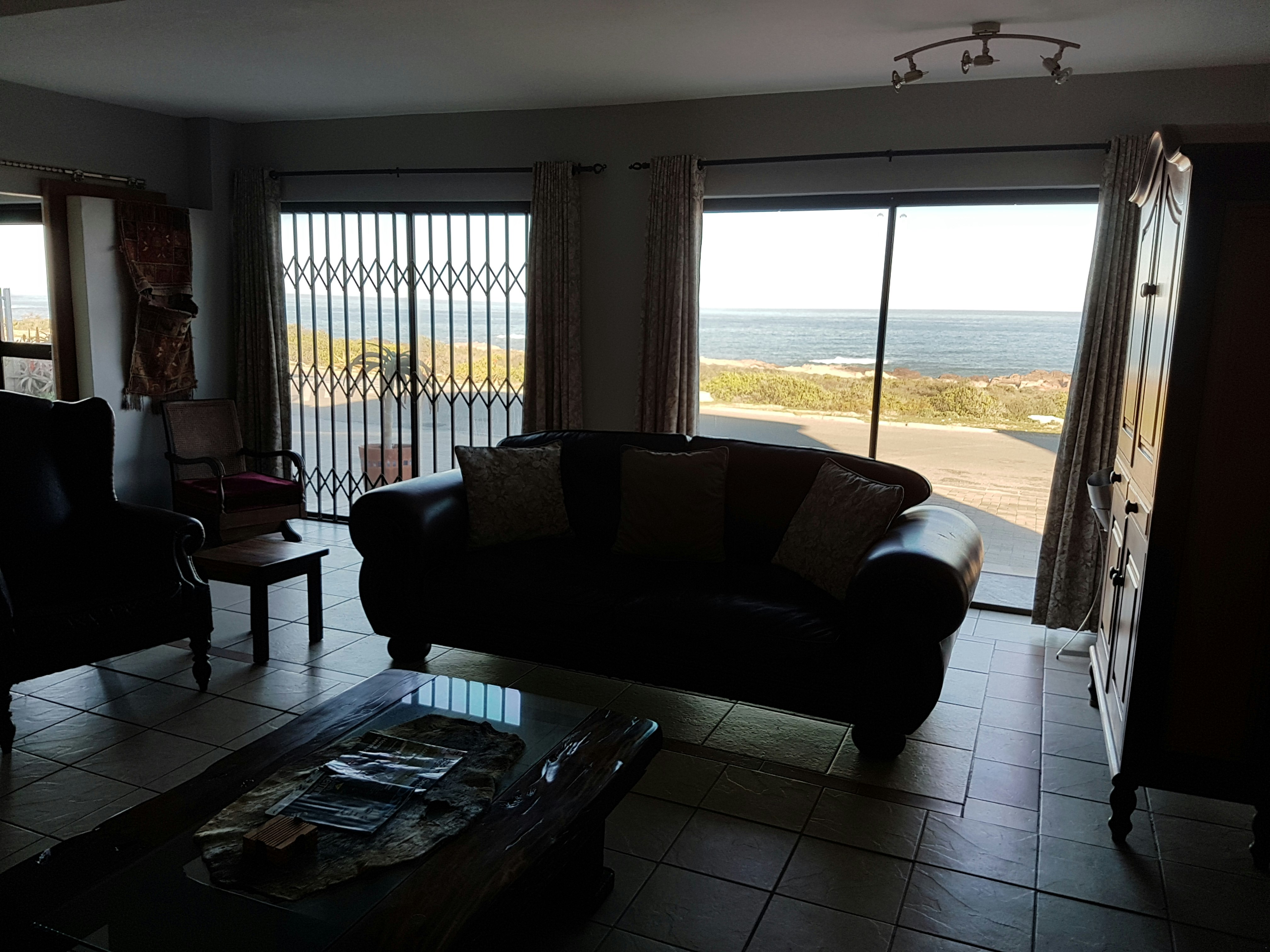 Lambertsbaai Akkommodasie - LekkeSlaap