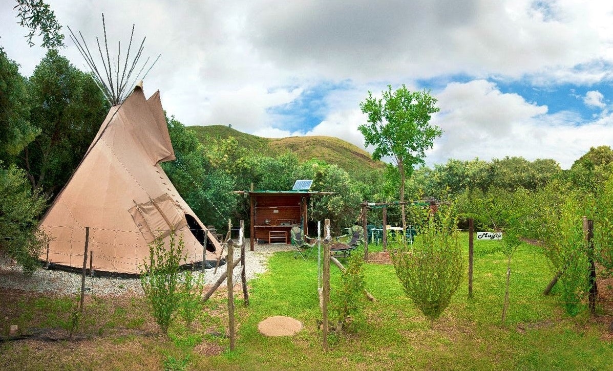 Lancewood TiPi Lodge | LekkeSlaap