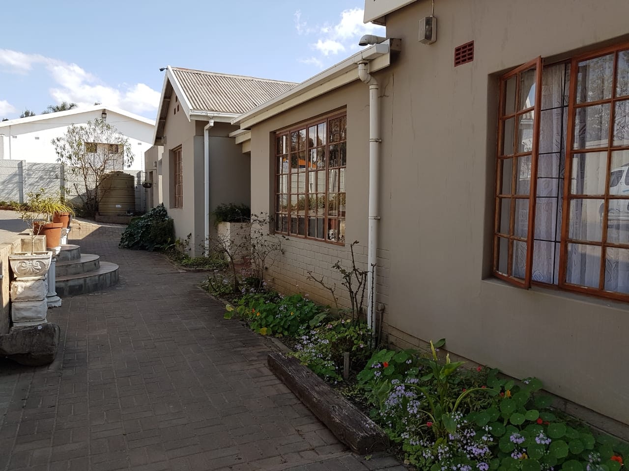 Mthatha Accommodation - LekkeSlaap