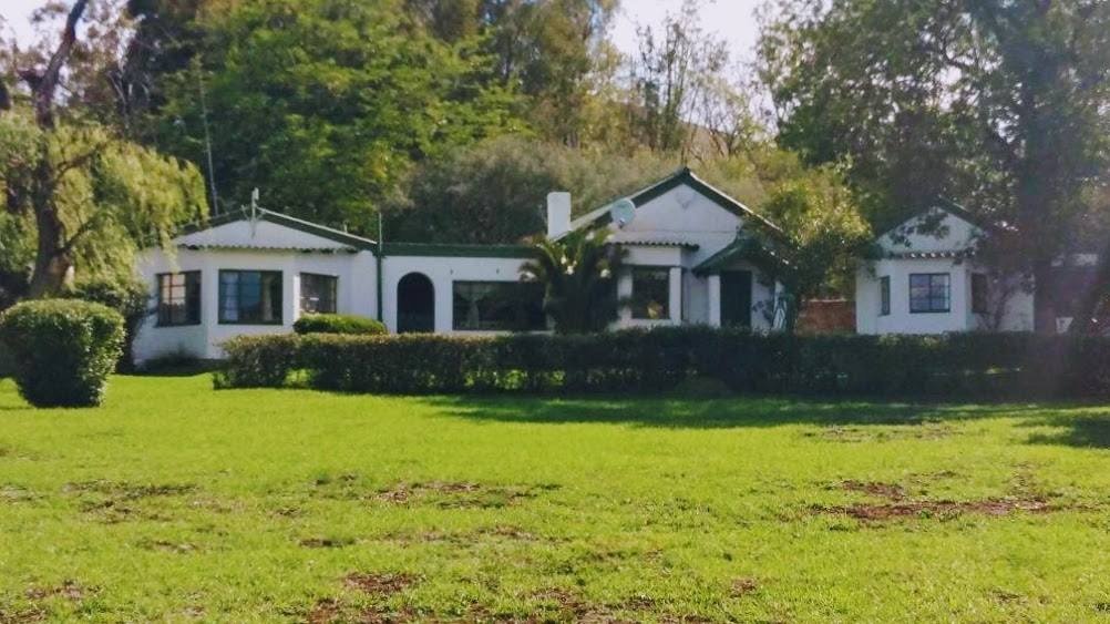 Stagger Inn Guest Lodge | LekkeSlaap