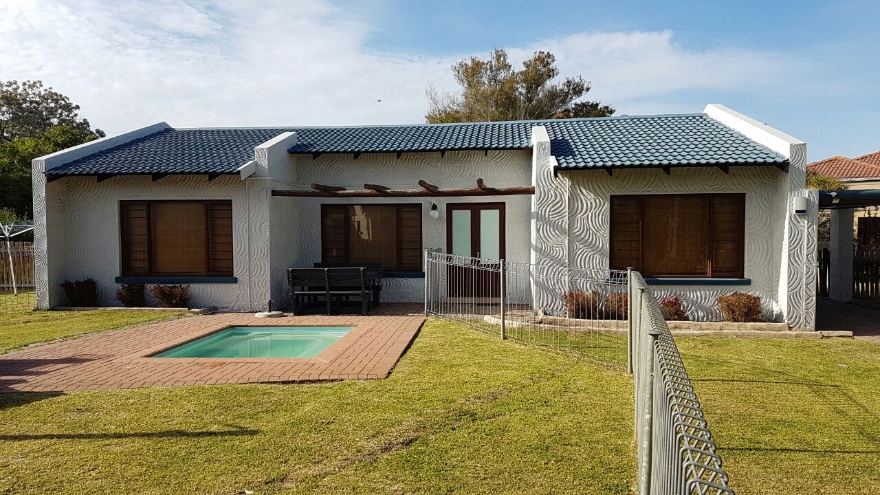 33 Jan Van Riebeeck Street | Rates