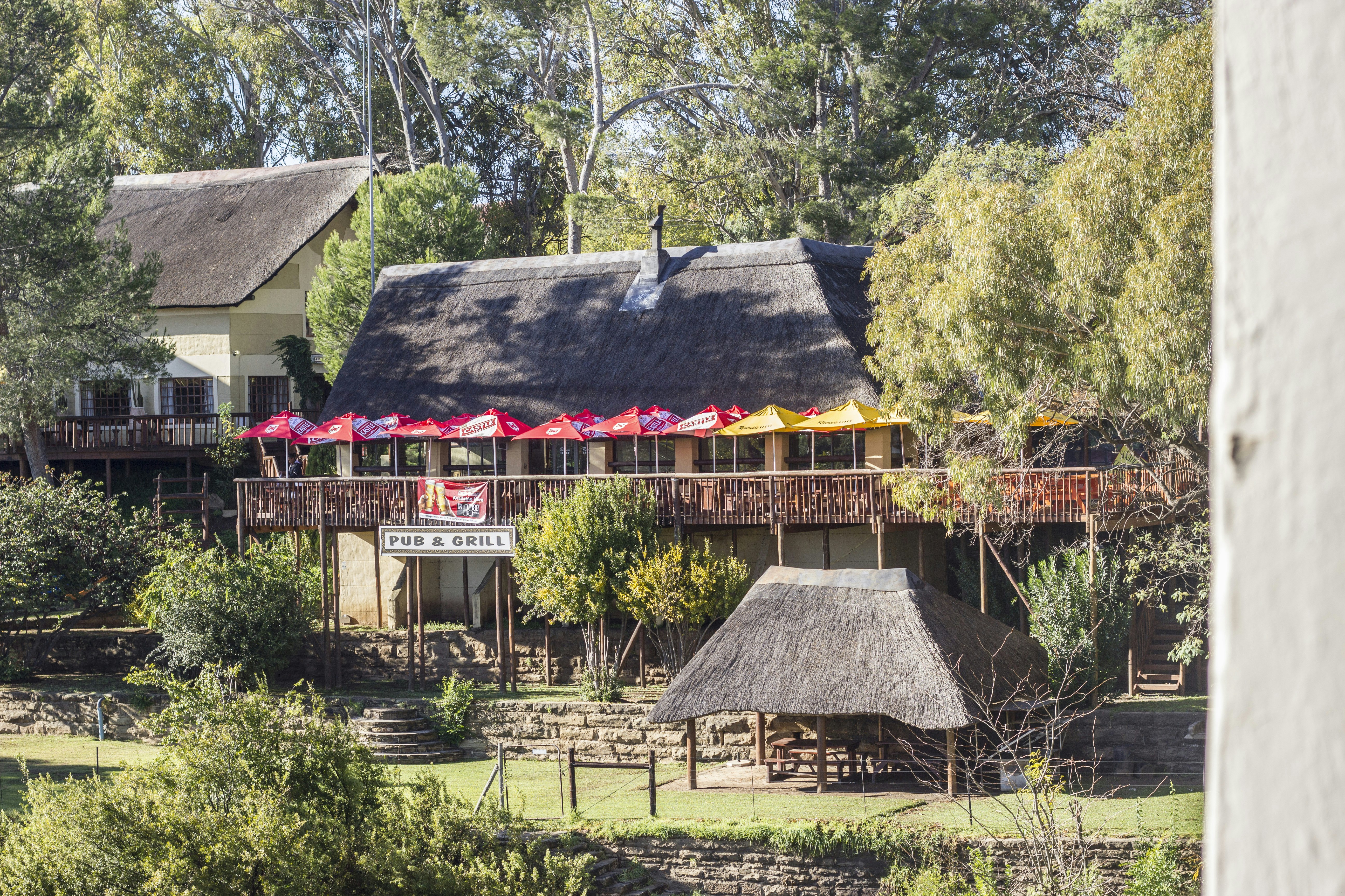 Riverside Lodge | LekkeSlaap