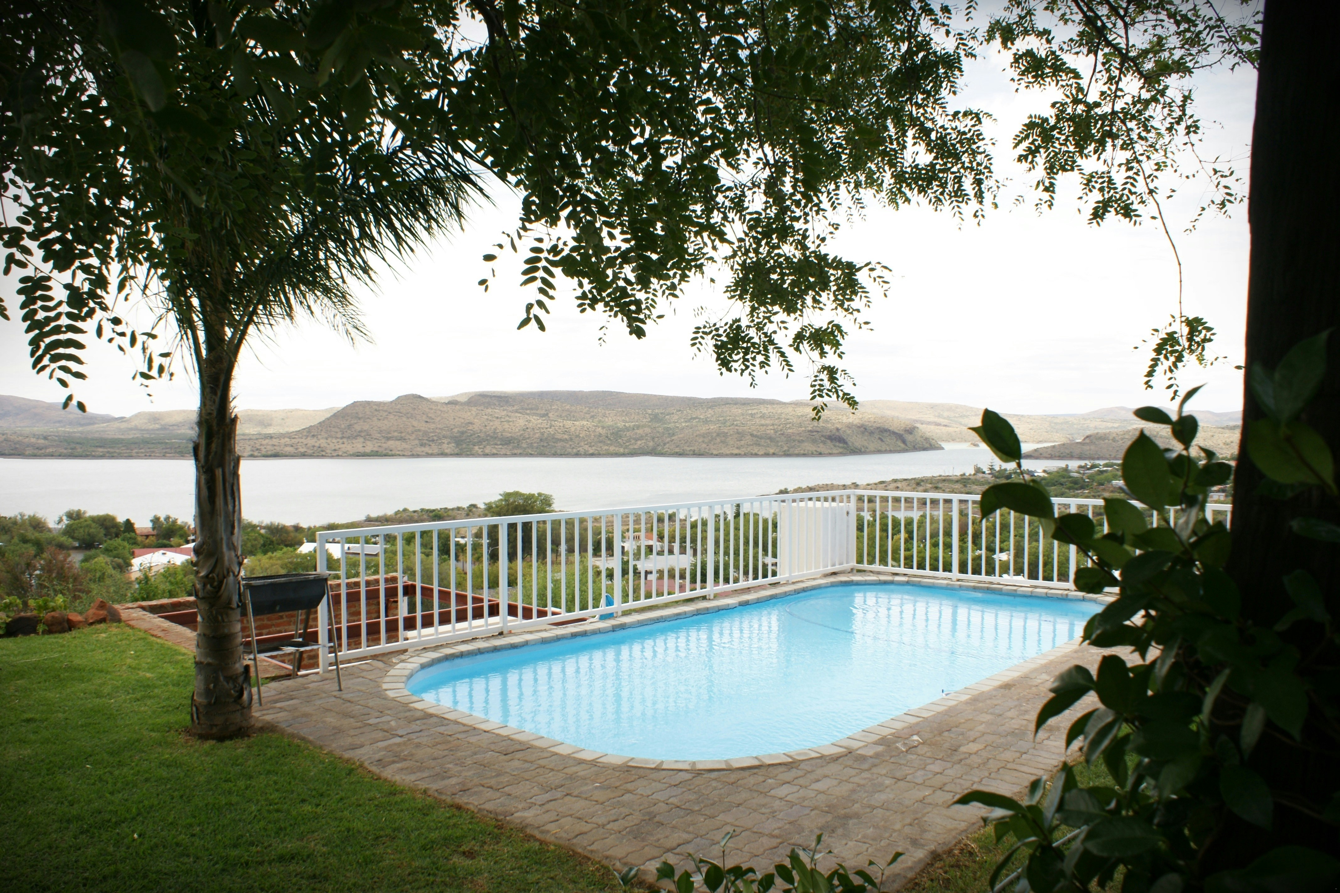 Monte Crous Hotel, Restaurant & Venue | LekkeSlaap