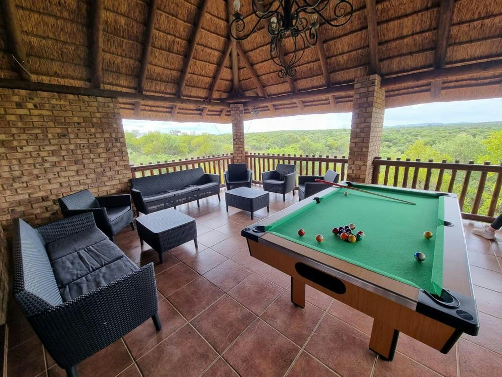 Shasha Lodge | LekkeSlaap