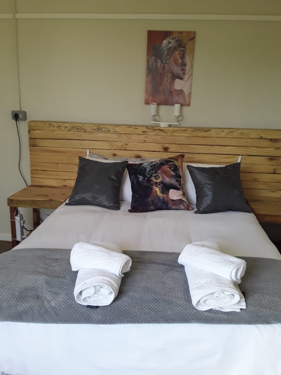 Loeriesfontein Accommodation - LekkeSlaap