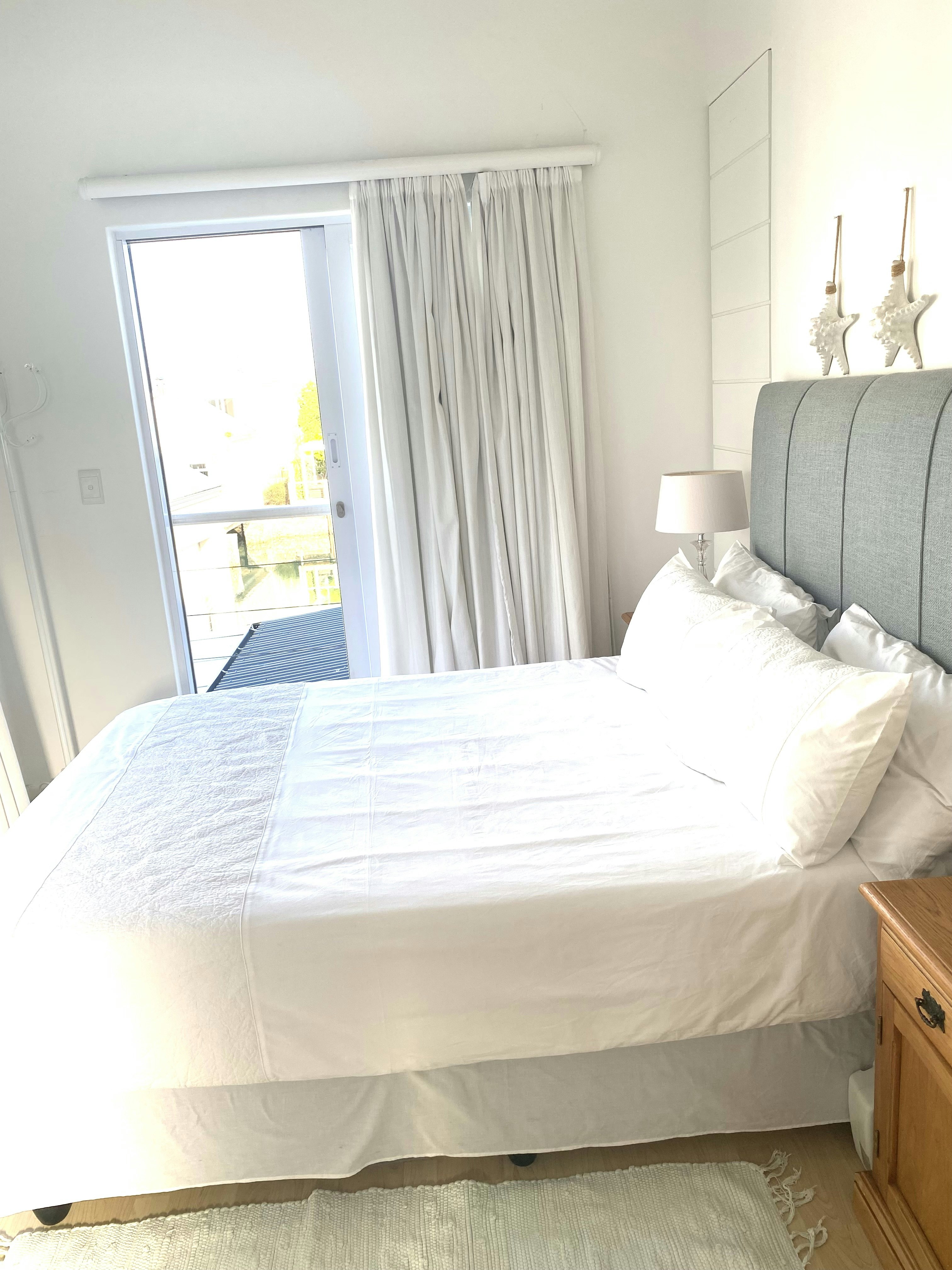 Thesen Island Accommodation - LekkeSlaap