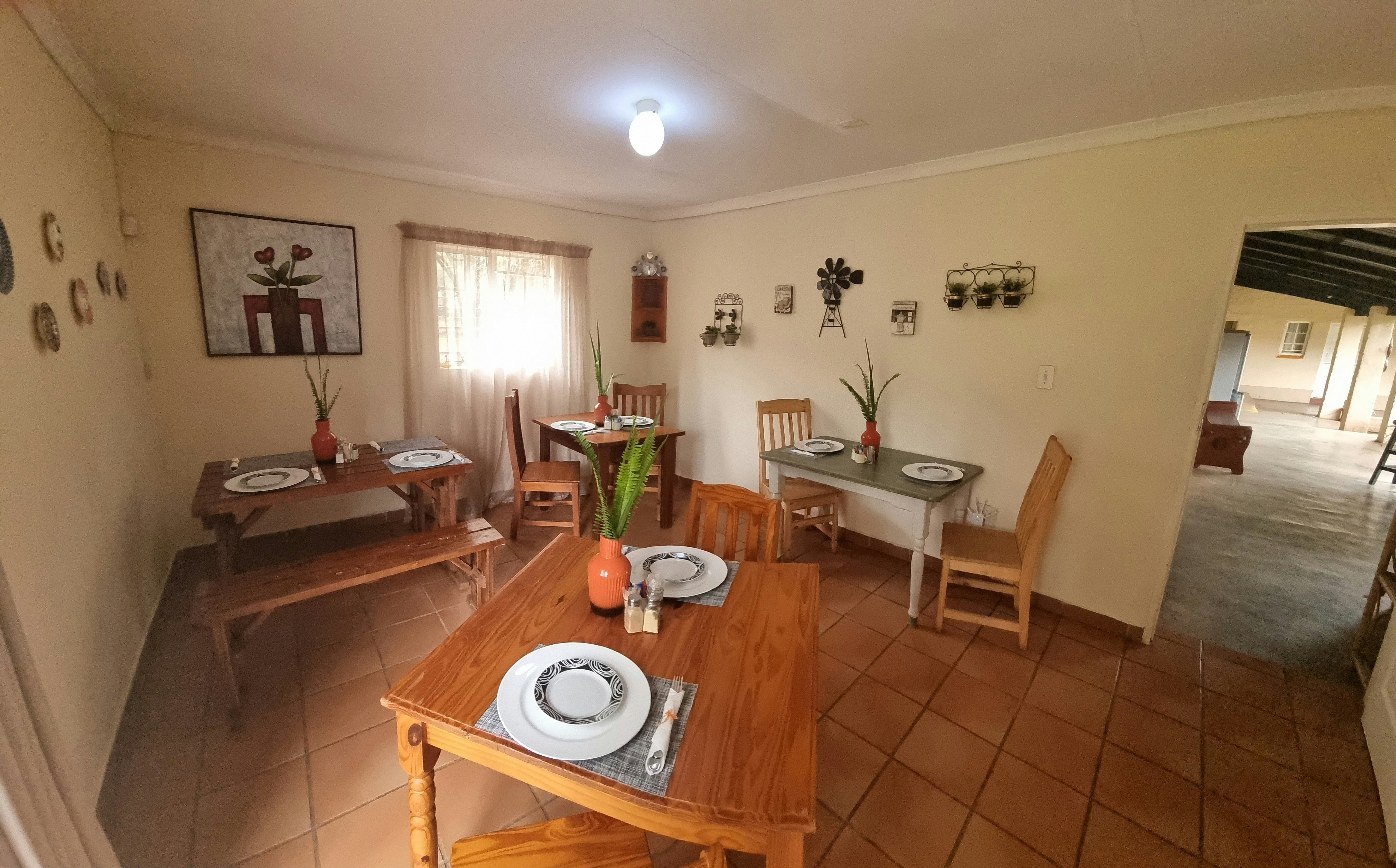 Harties Is Africa Safari Lodge | LekkeSlaap