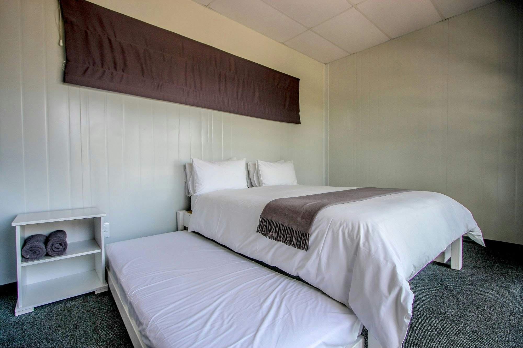 SleepOver Kruger Gate | LekkeSlaap