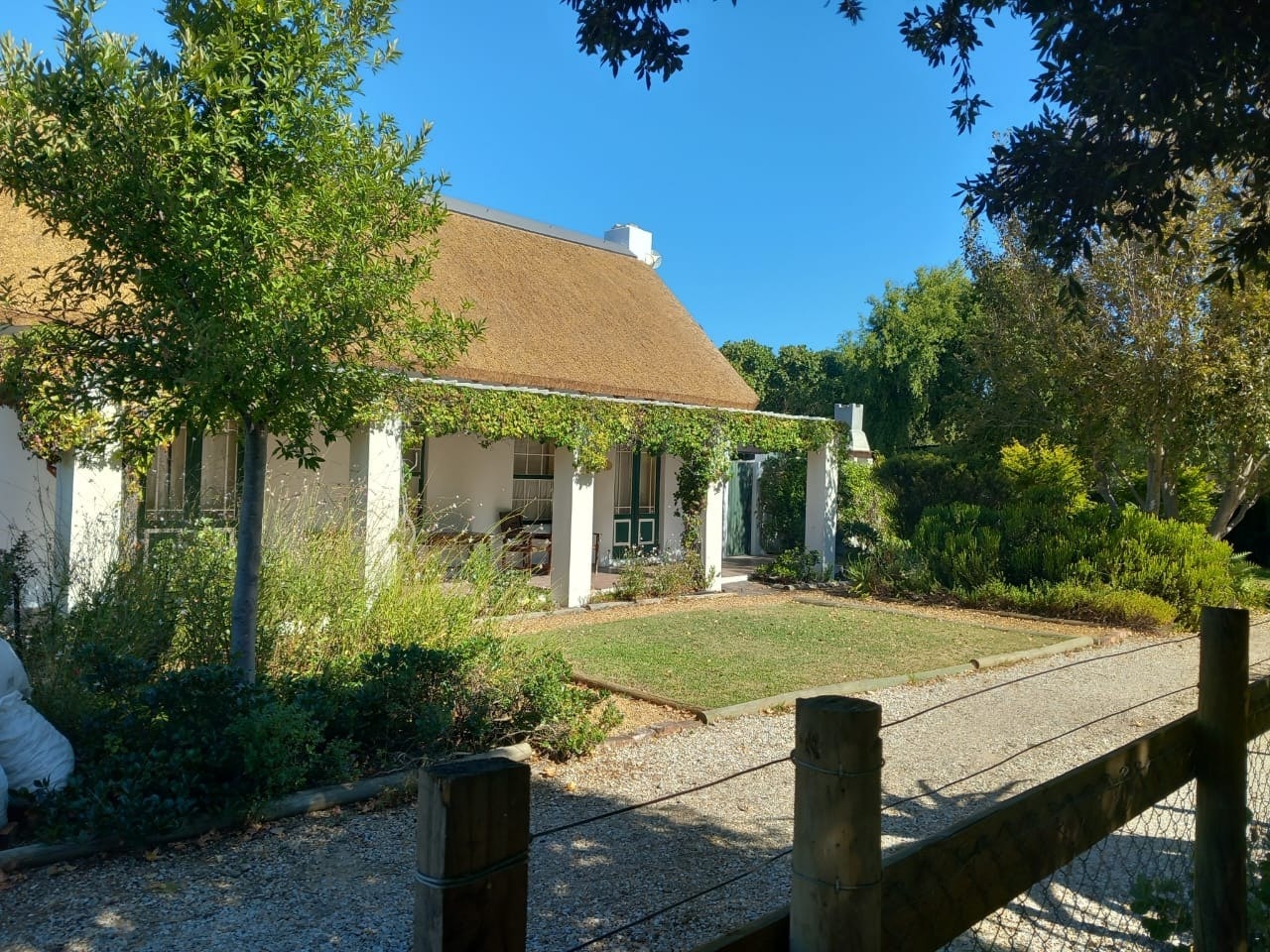 Dove Cottage | LekkeSlaap