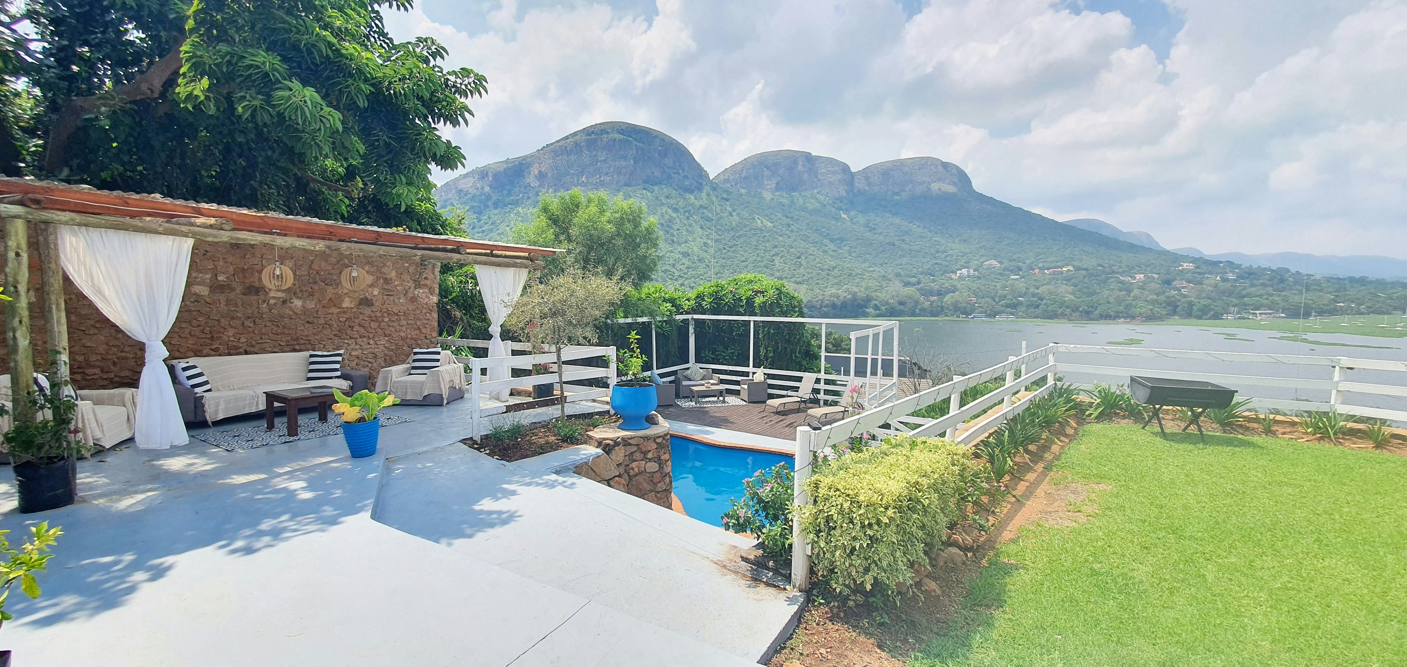 Bella Santorini Harties | Map