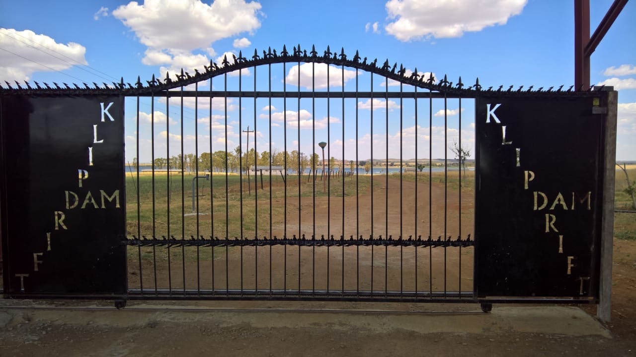 Klipdrift Dam Vakansie Oord | LekkeSlaap