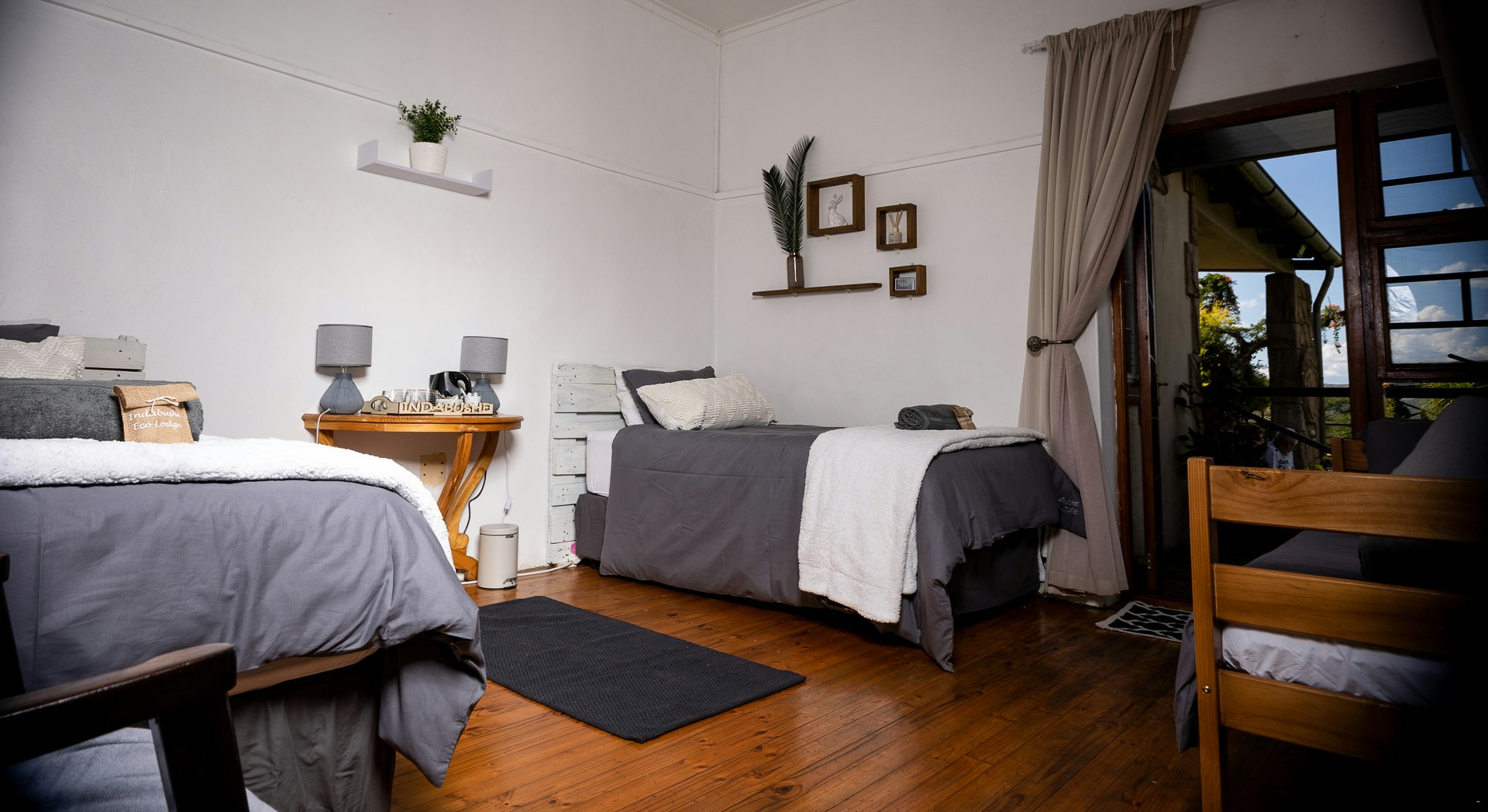 Indabushe Eco Lodge | LekkeSlaap