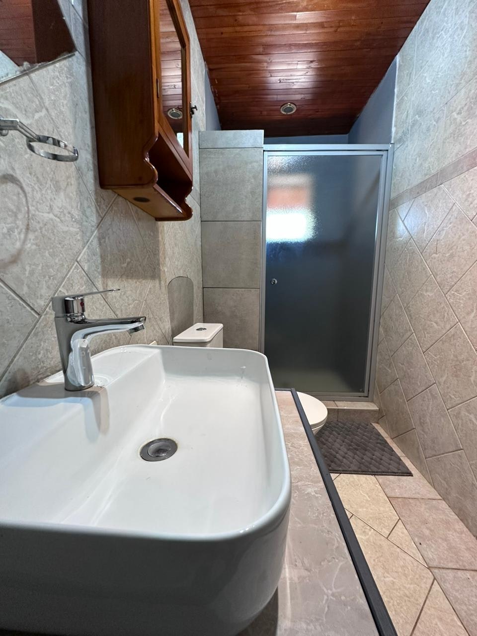 StoneHouse @ Bentlys | Rooms