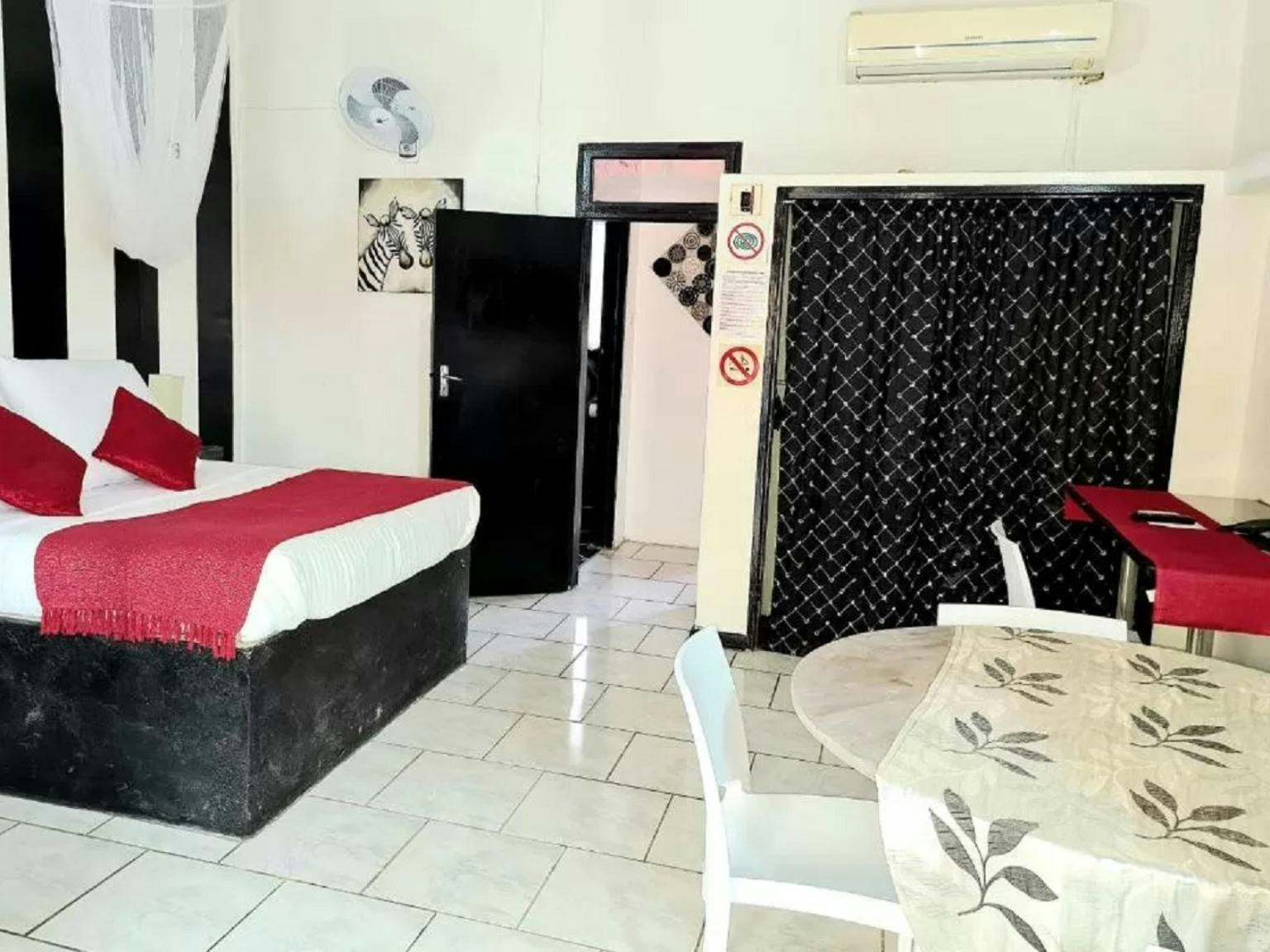 Phalaborwa Town Guest House | Rooms