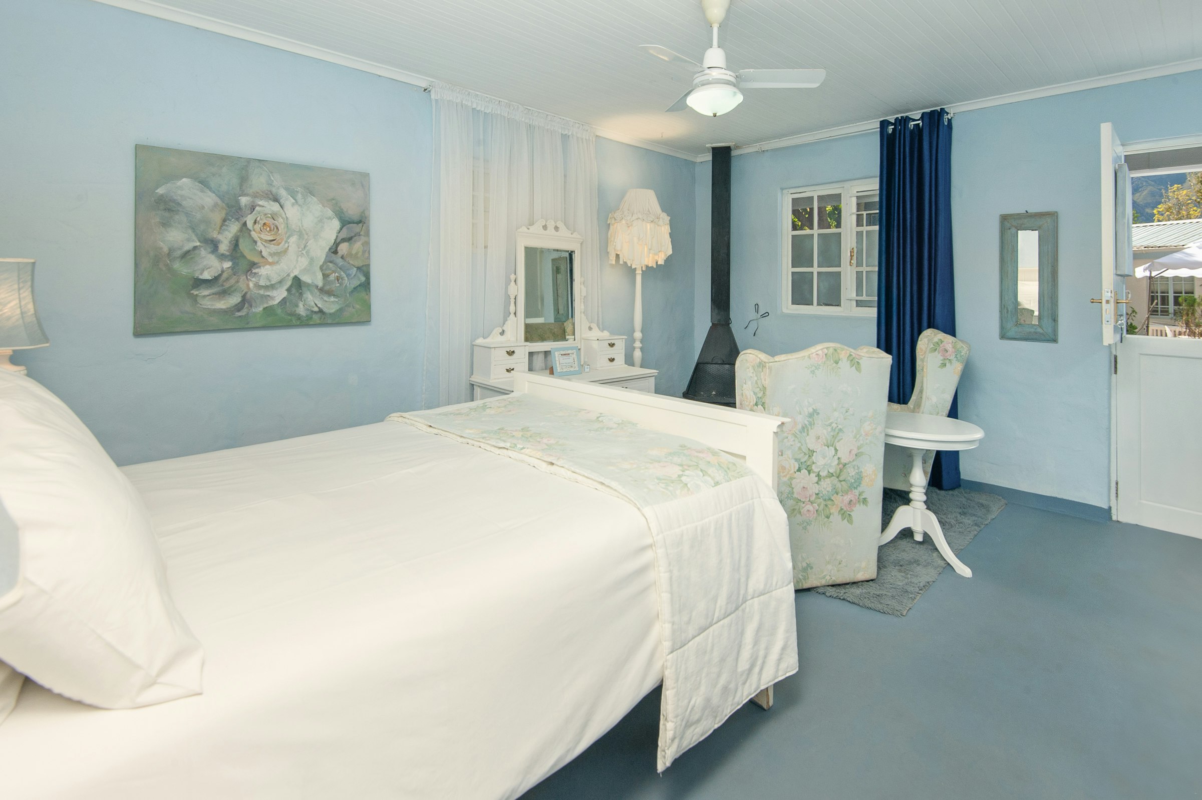The Lady Grace | Rooms