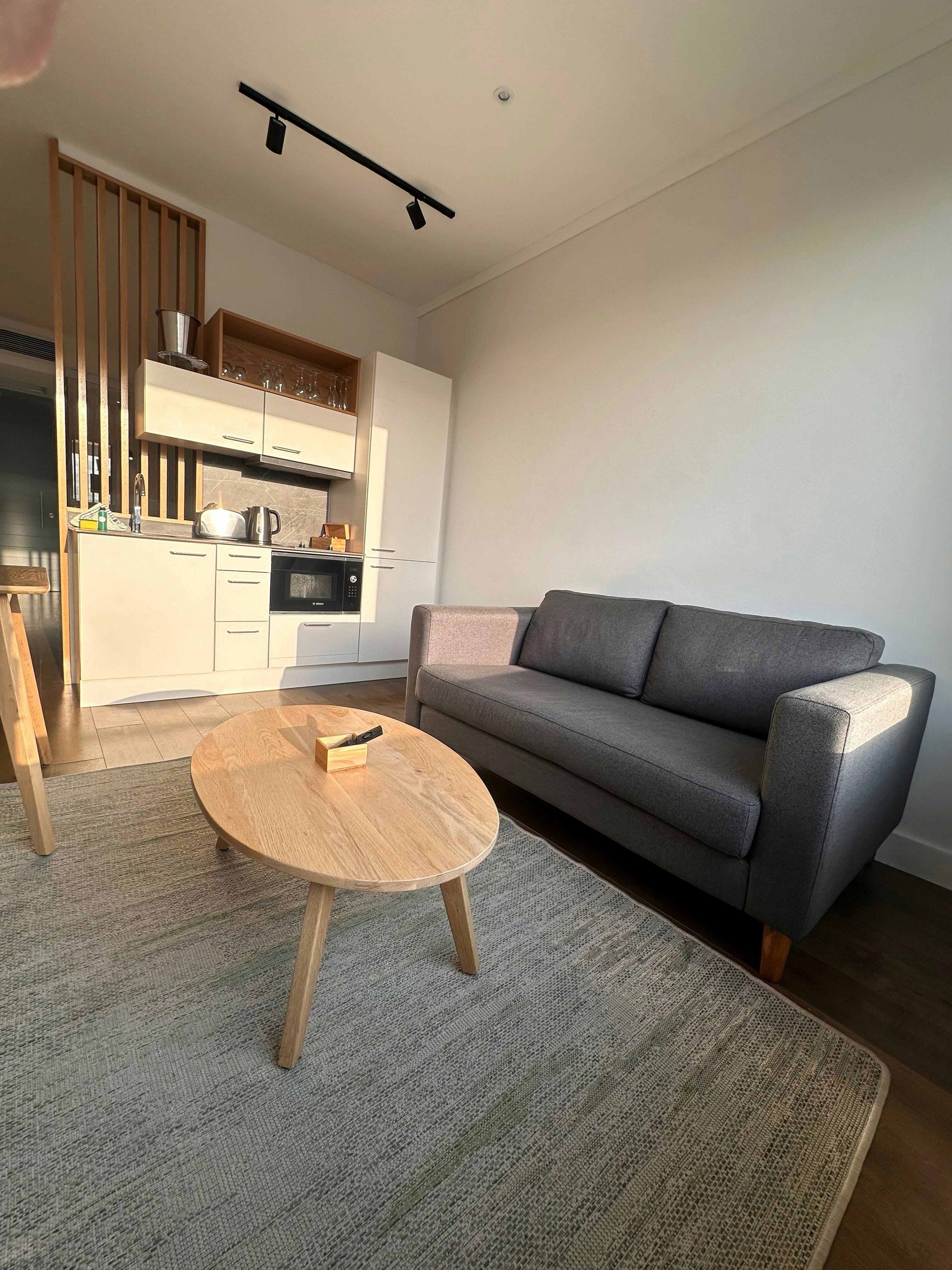 Studio 518 The Barracks | LekkeSlaap