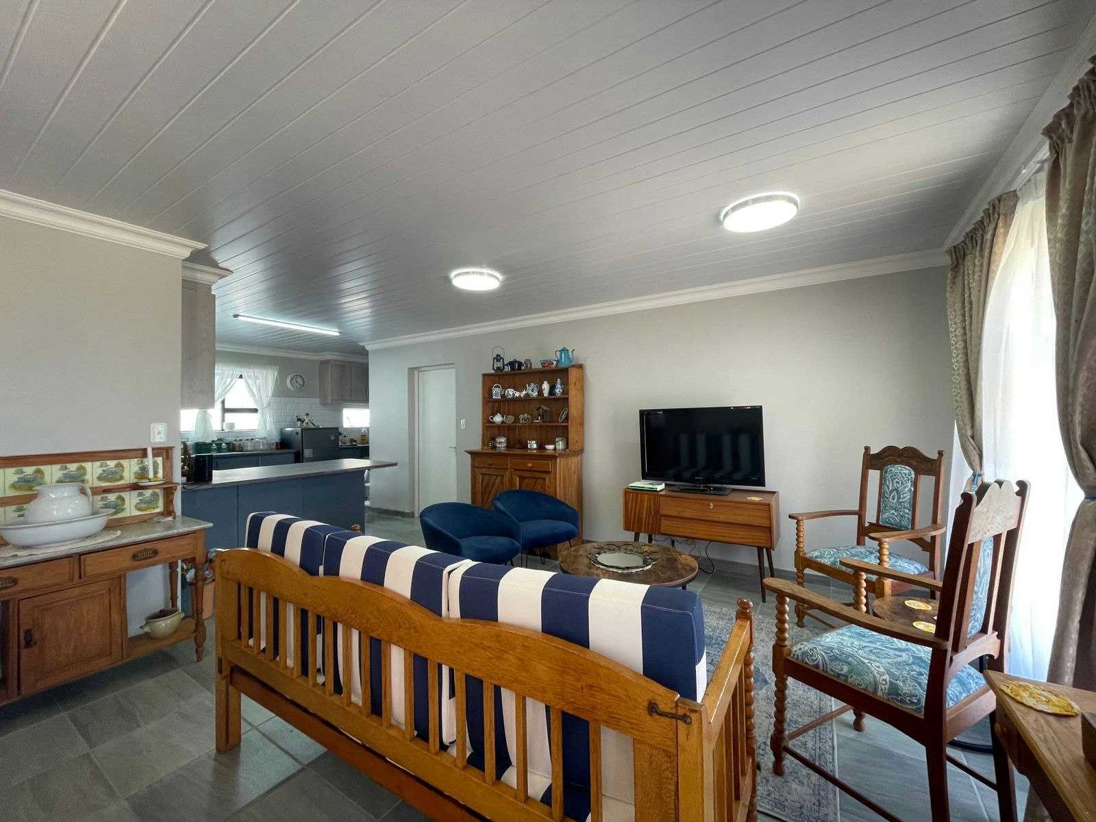 Danabaai Mountain View | LekkeSlaap