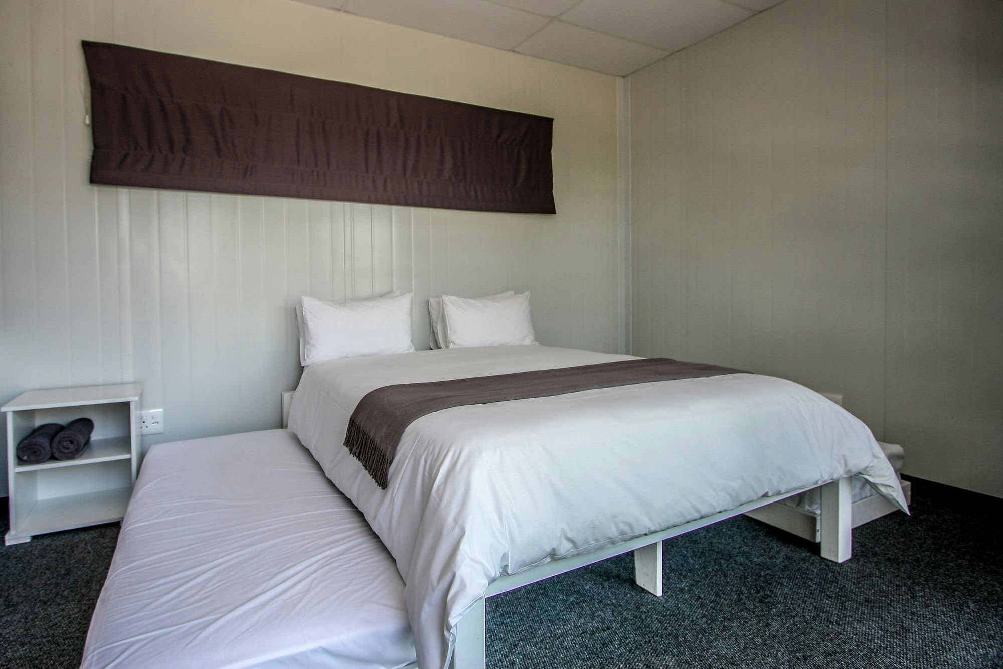 SleepOver Kruger Gate | LekkeSlaap