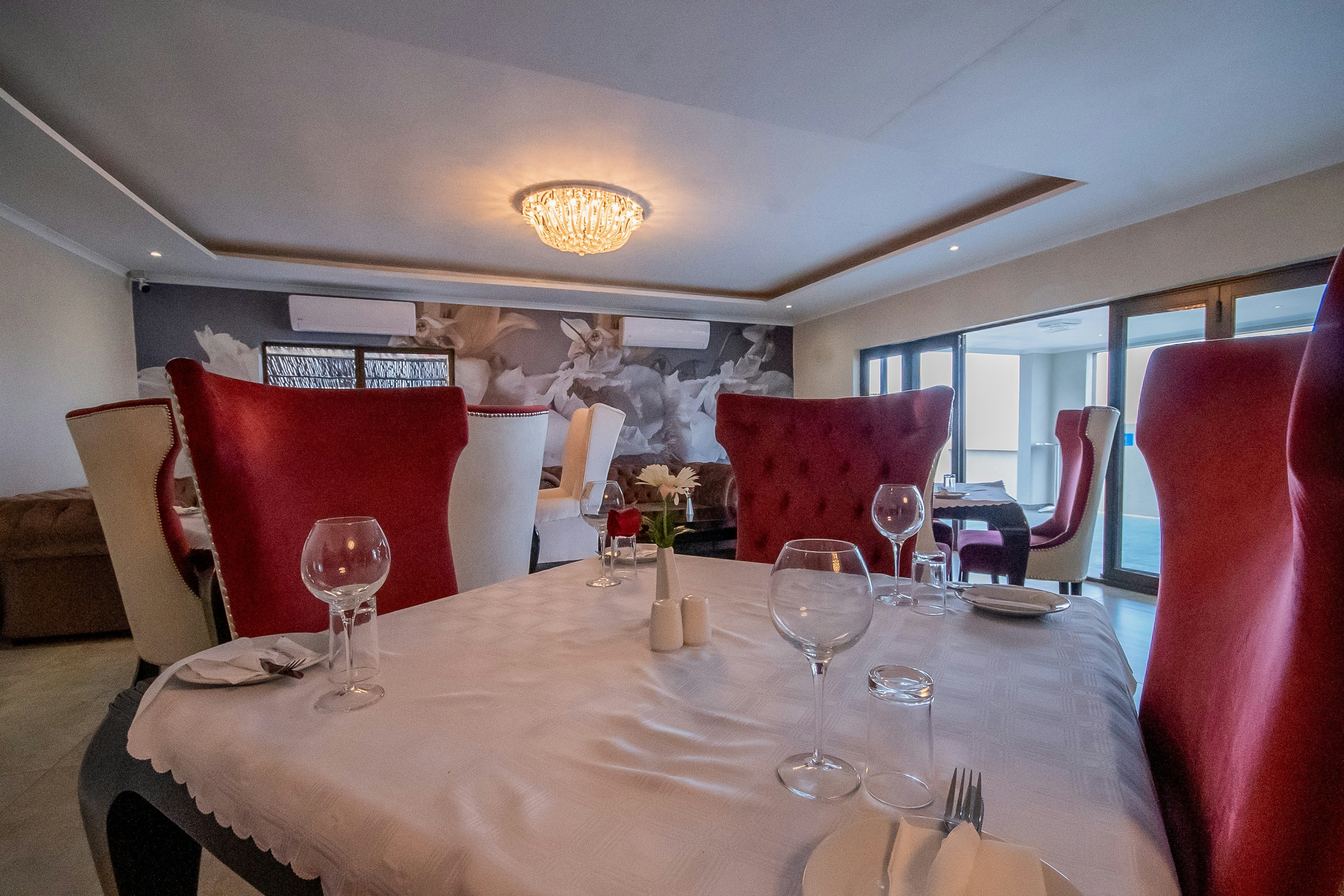 Lefa Boutique Hotel | LekkeSlaap