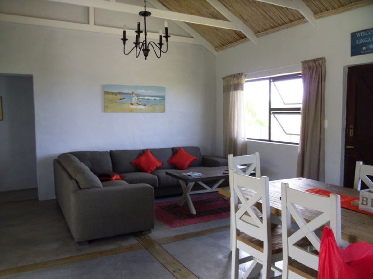 Linga Longa Beach Cottage | LekkeSlaap