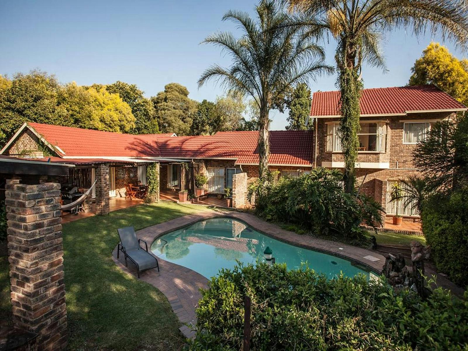 Serene Guest Manor | LekkeSlaap