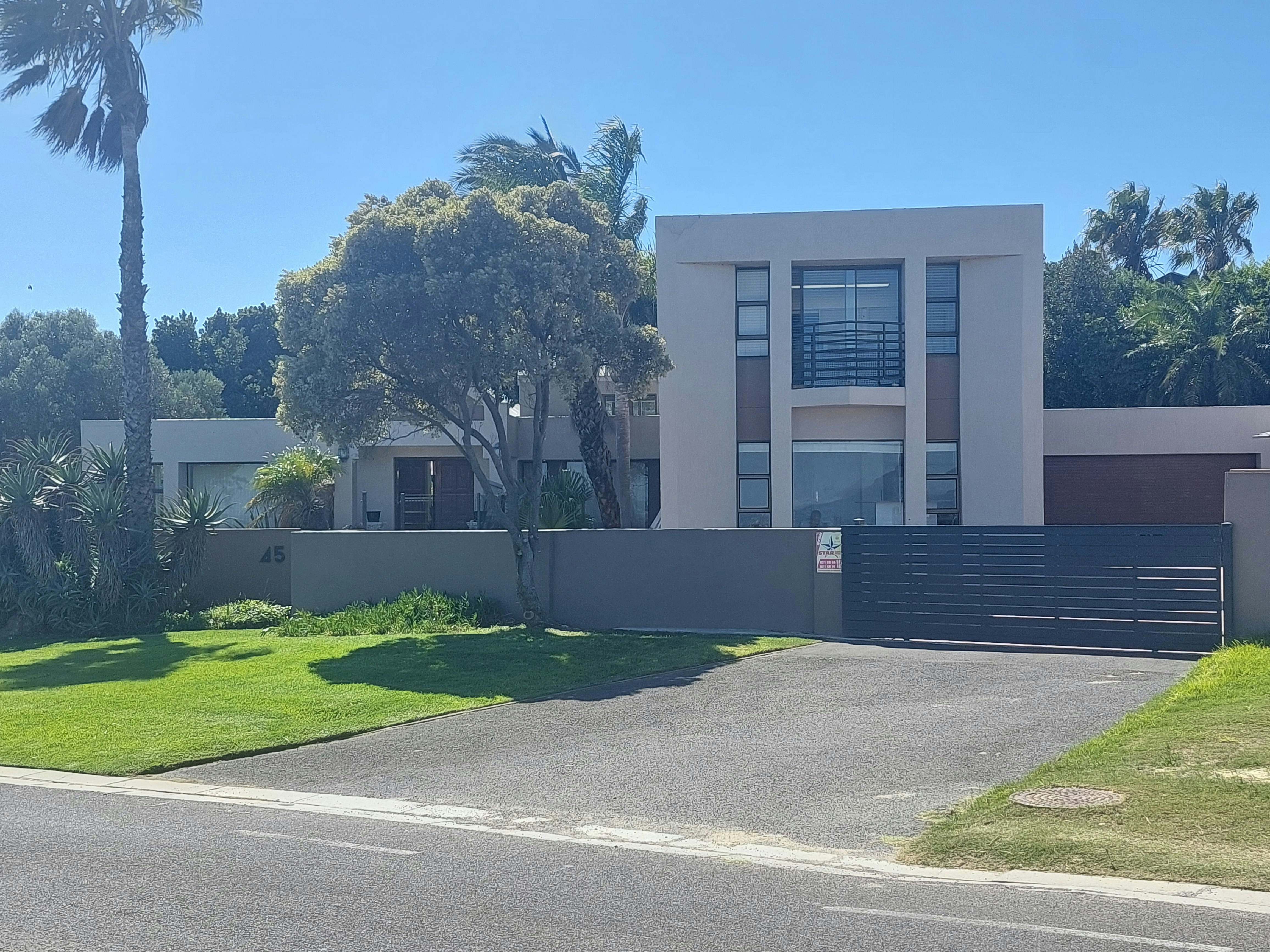 Pentz View | LekkeSlaap