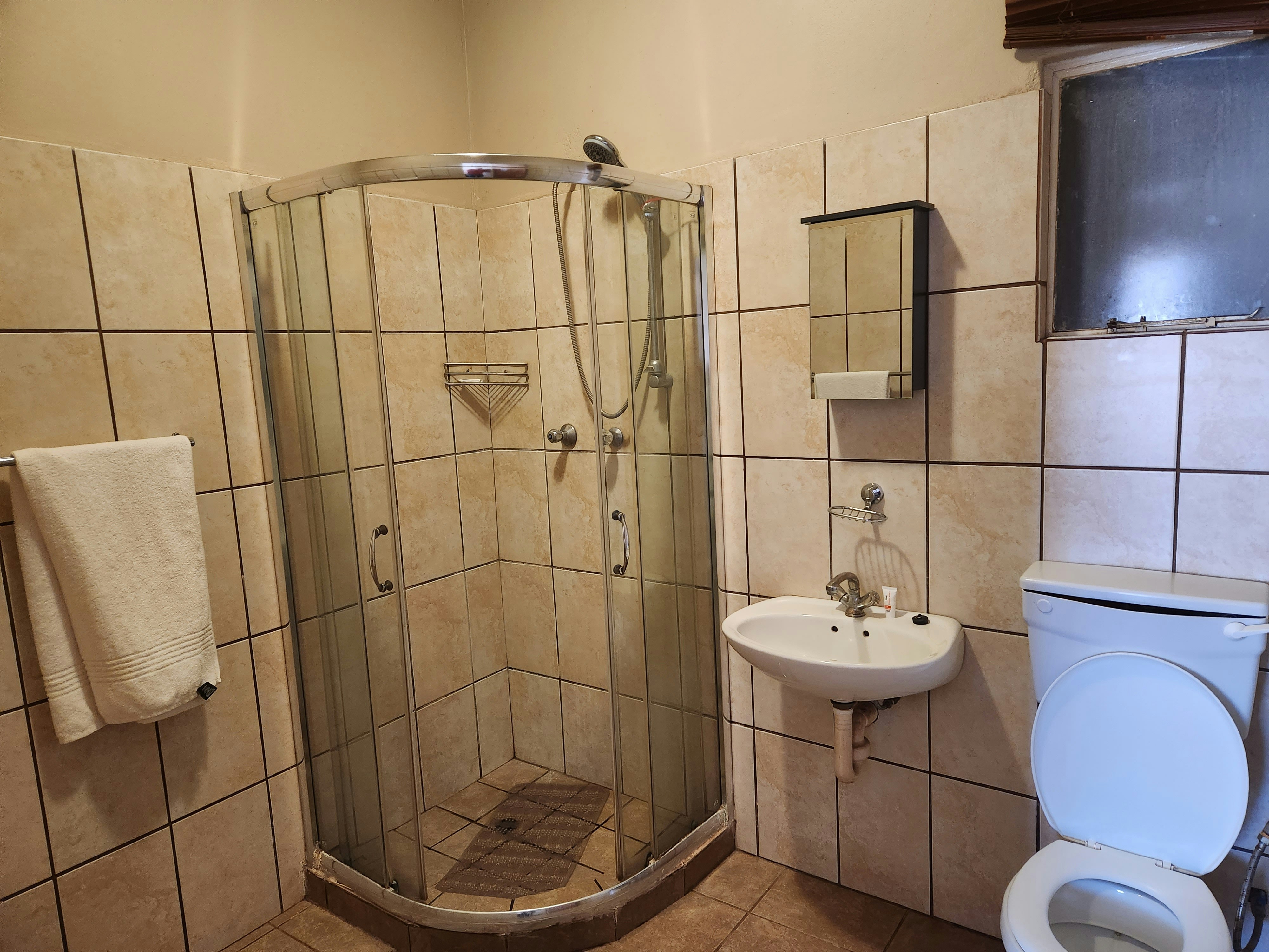 Postmasburg Inn | LekkeSlaap