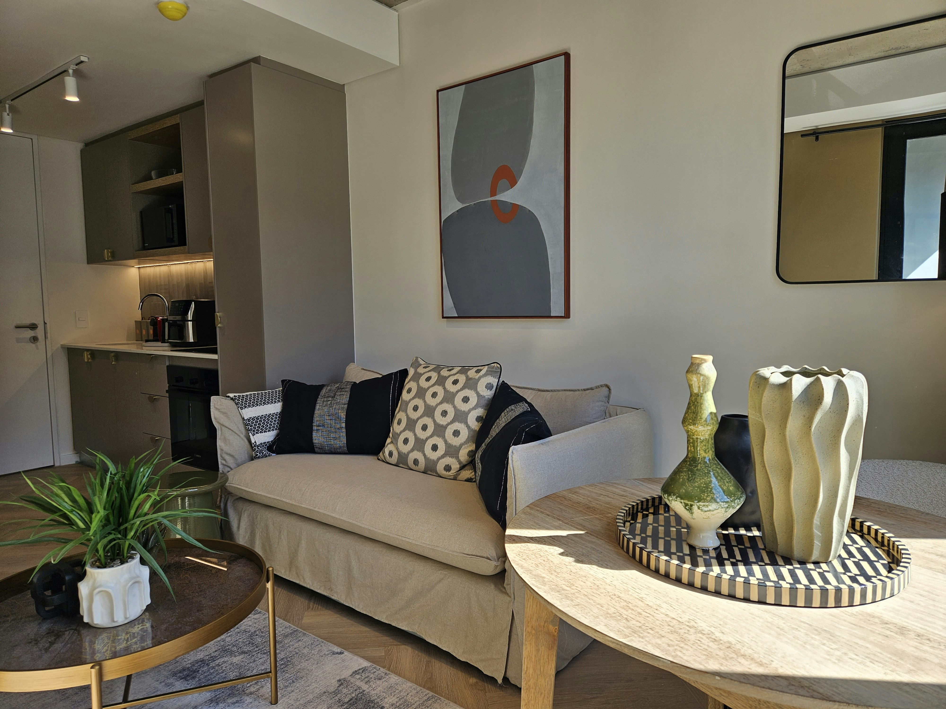 Lionshead Breeze Apartment | Rates