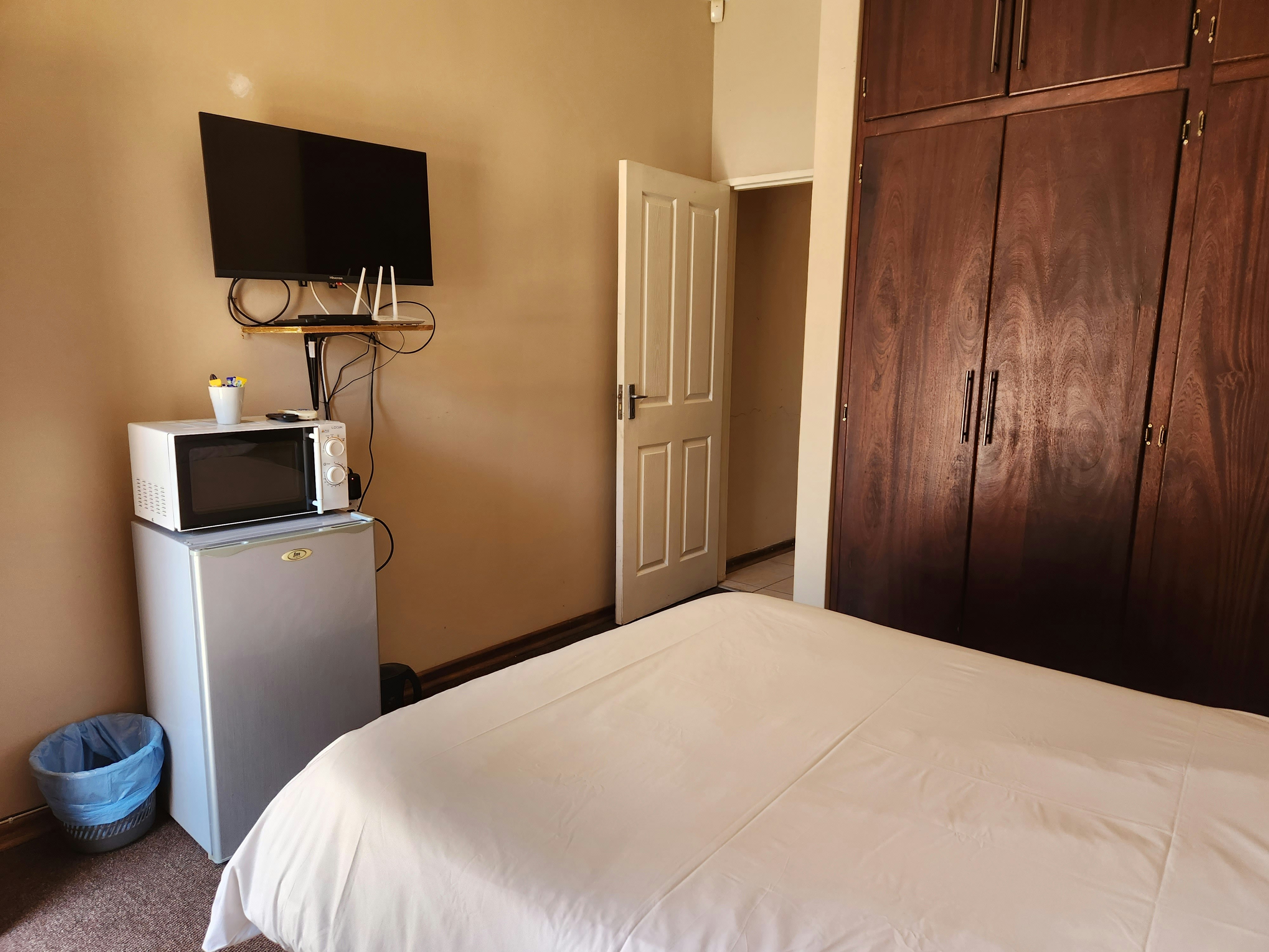 Postmasburg Inn | LekkeSlaap