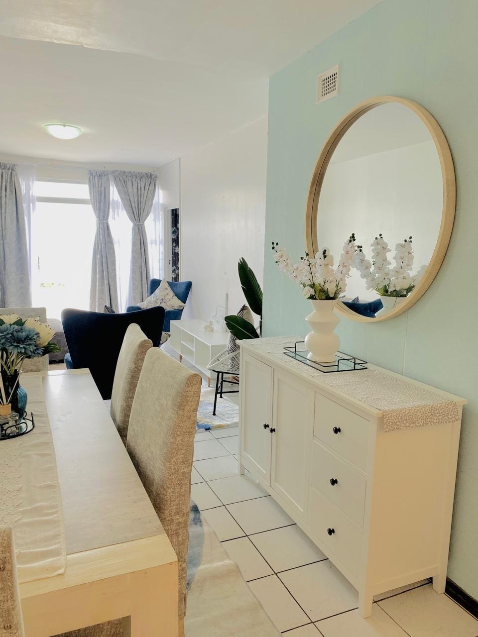 Manaba Beach Accommodation - LekkeSlaap