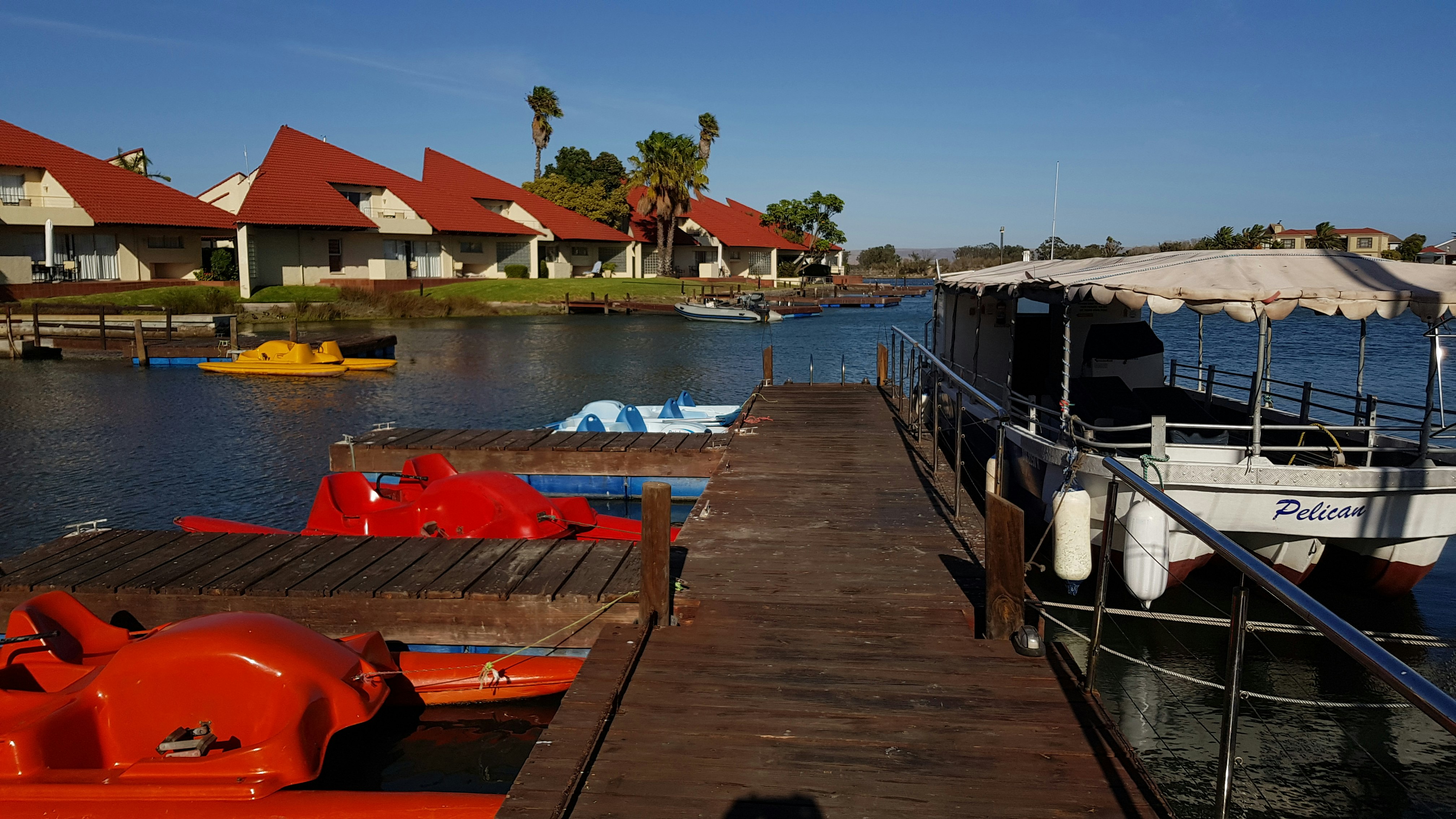 Moonlight @ Port Marina | LekkeSlaap