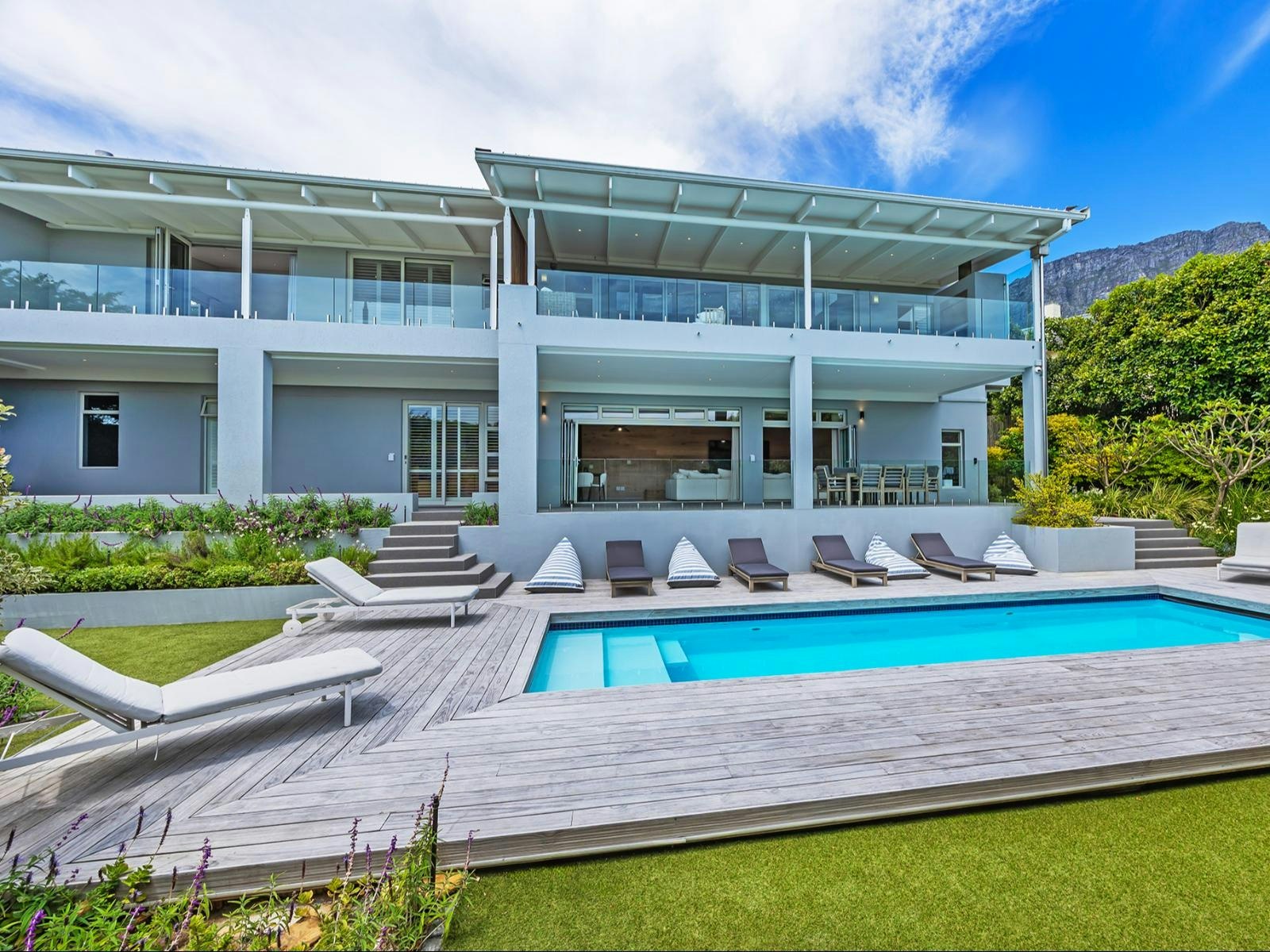 Shanklin Villa | Rates